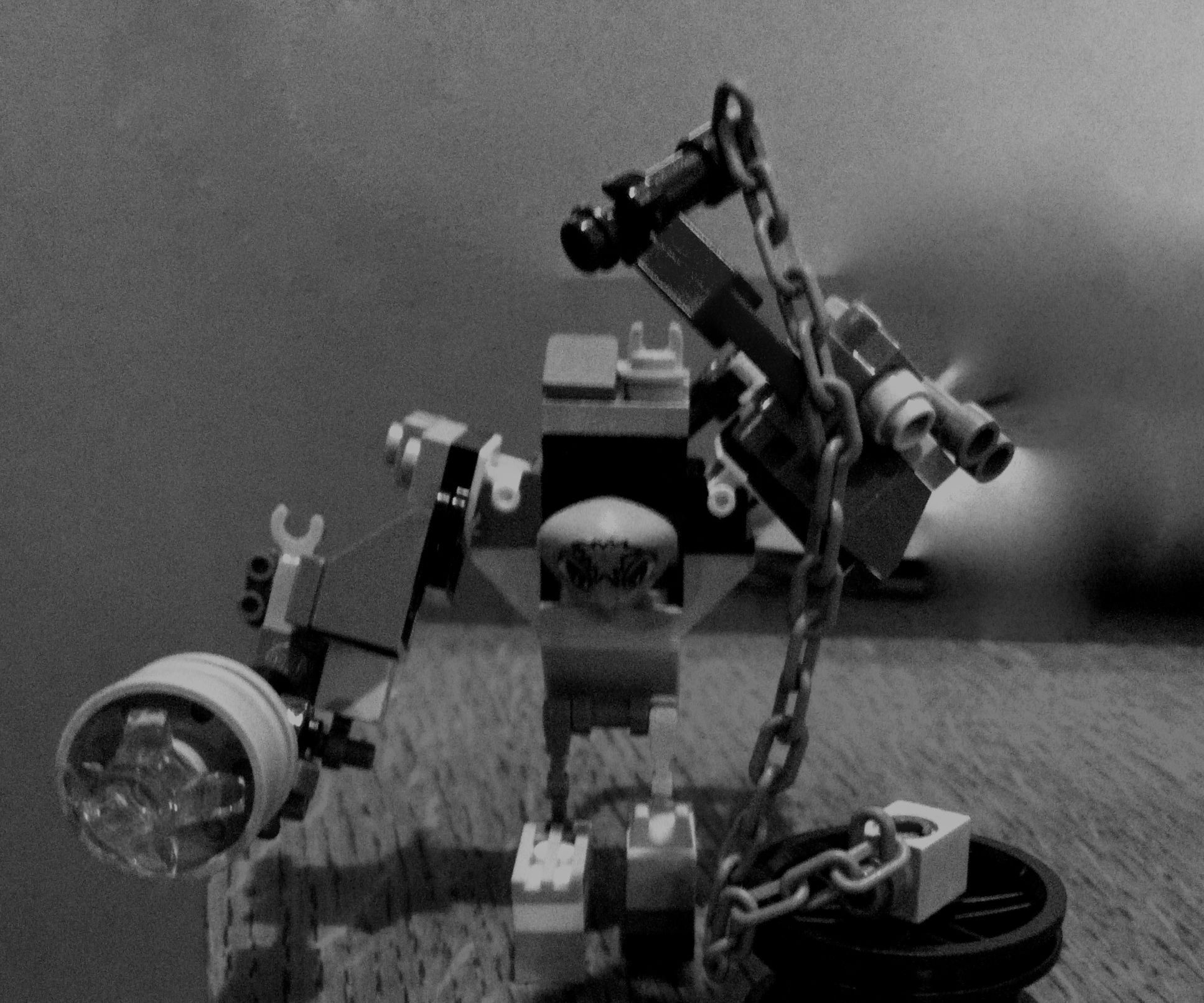 Alien Junk Bot Cyborg Mech : 12 Steps - Instructables
