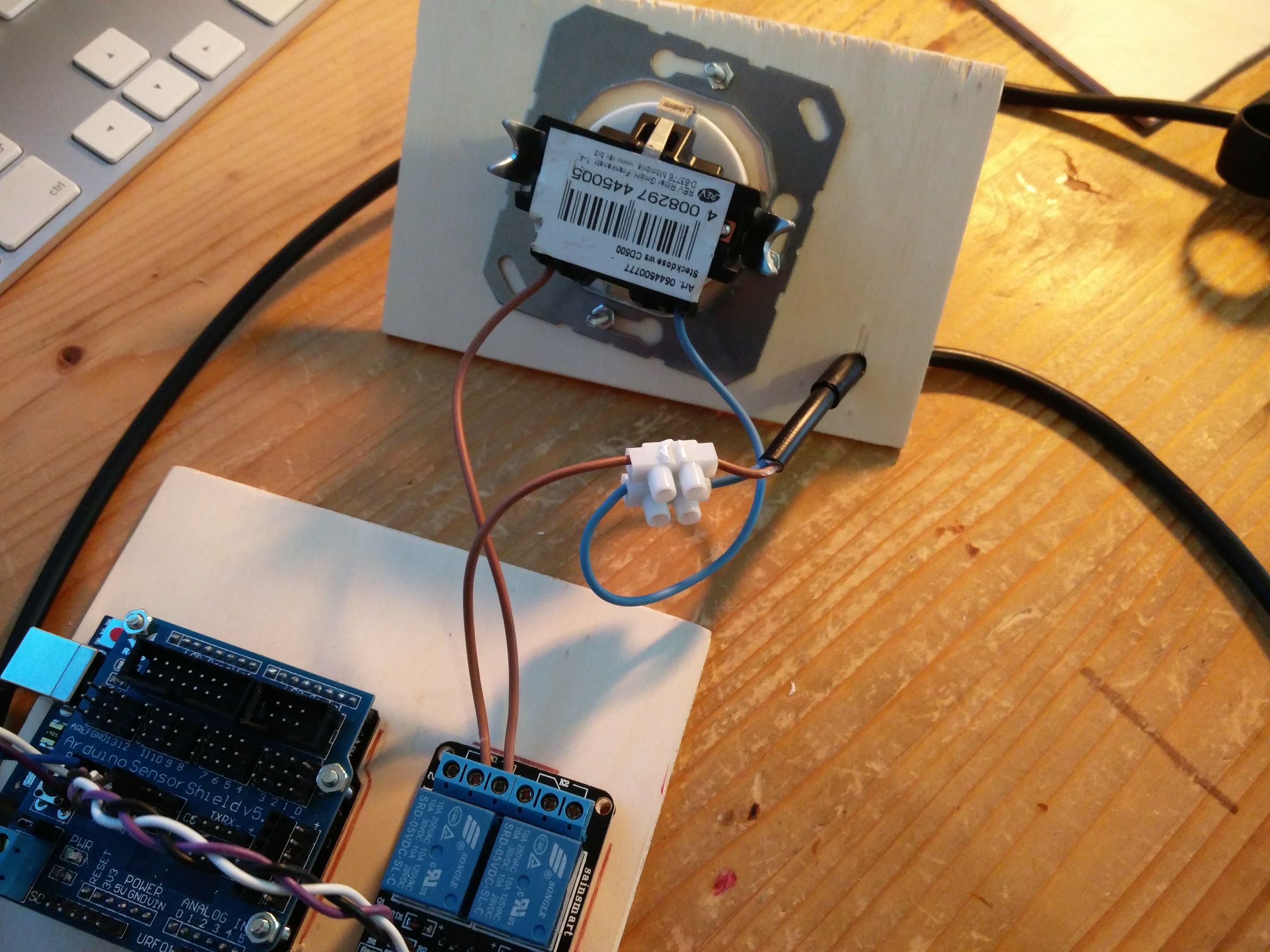 Arduino Thermostat With Relay for Colour Film Development : 3 Steps ...