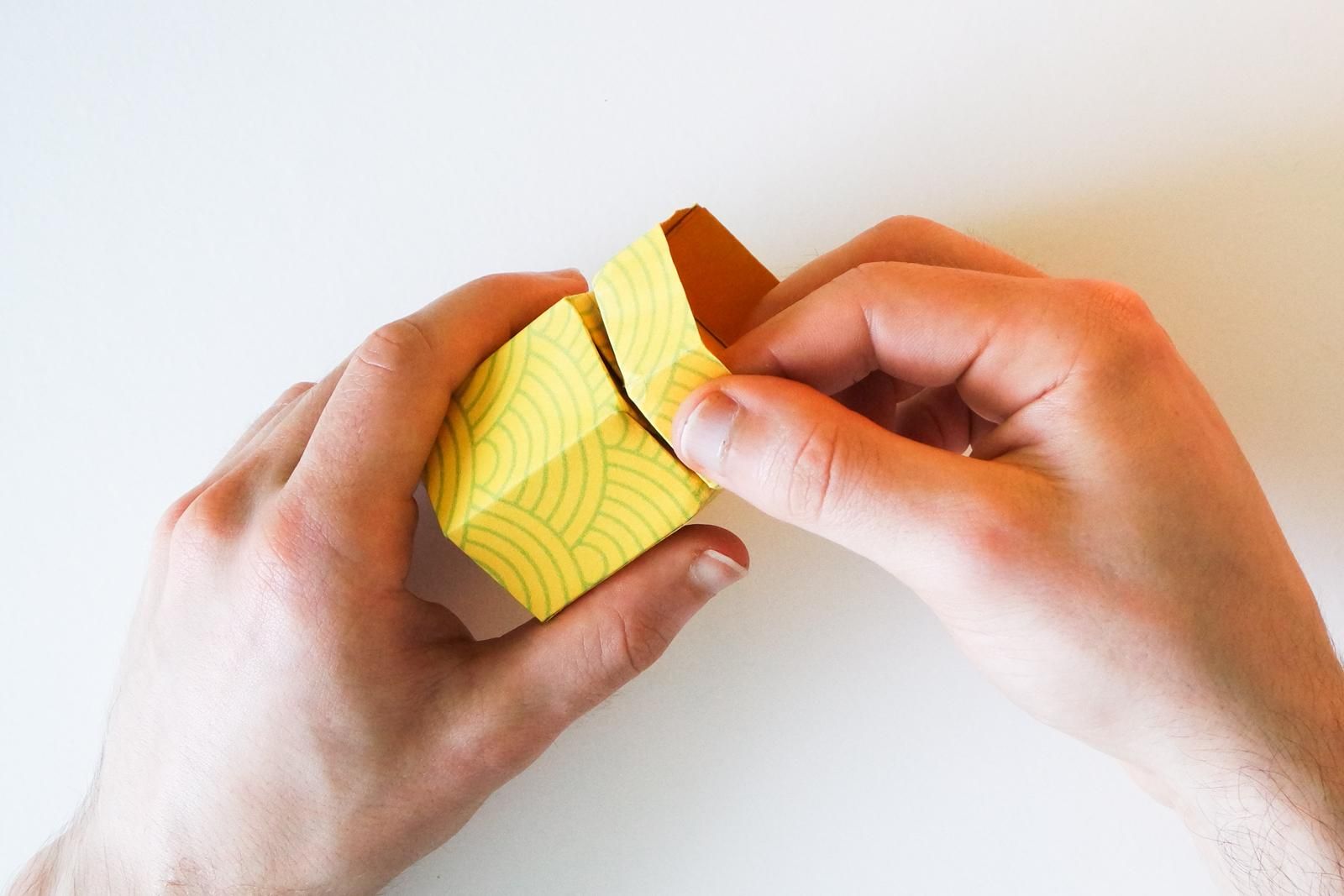 Twist Top Gift Box : 9 Steps (with Pictures) - Instructables