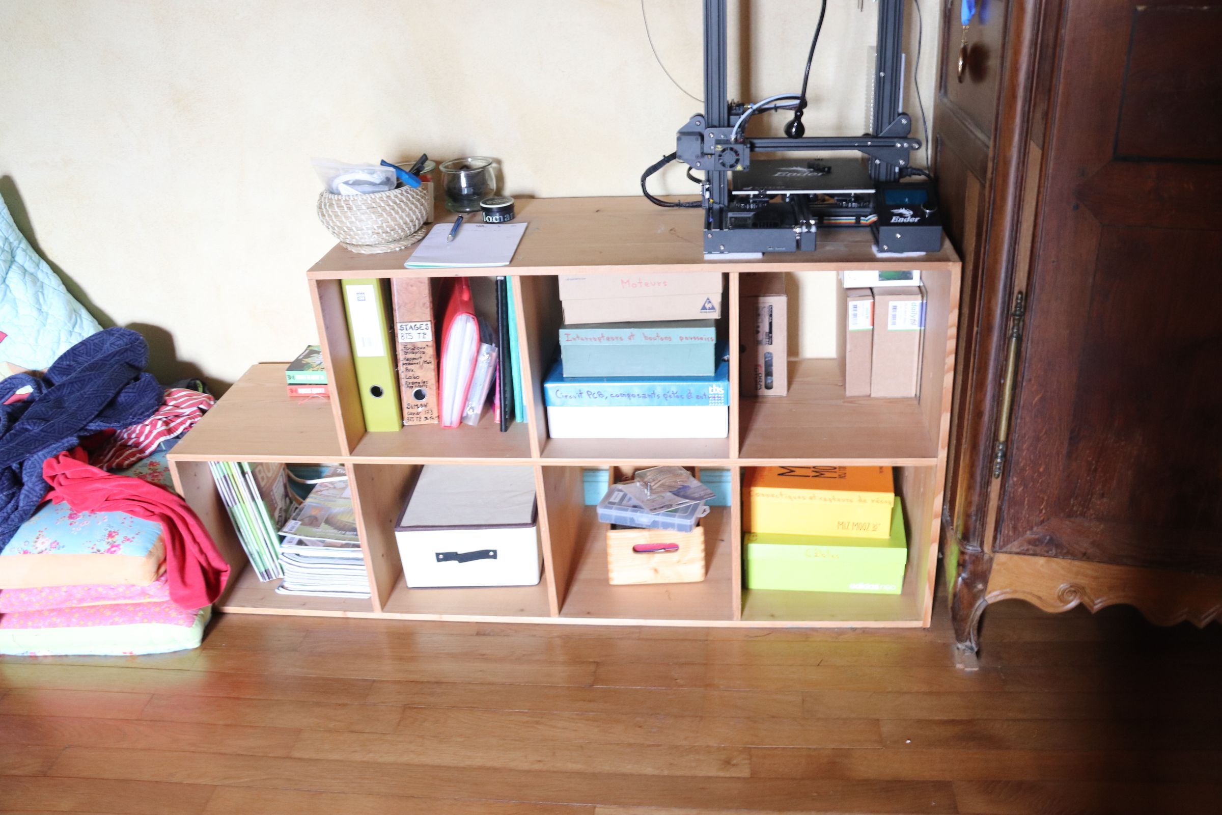Free Organizer for All Things ! : 4 Steps - Instructables