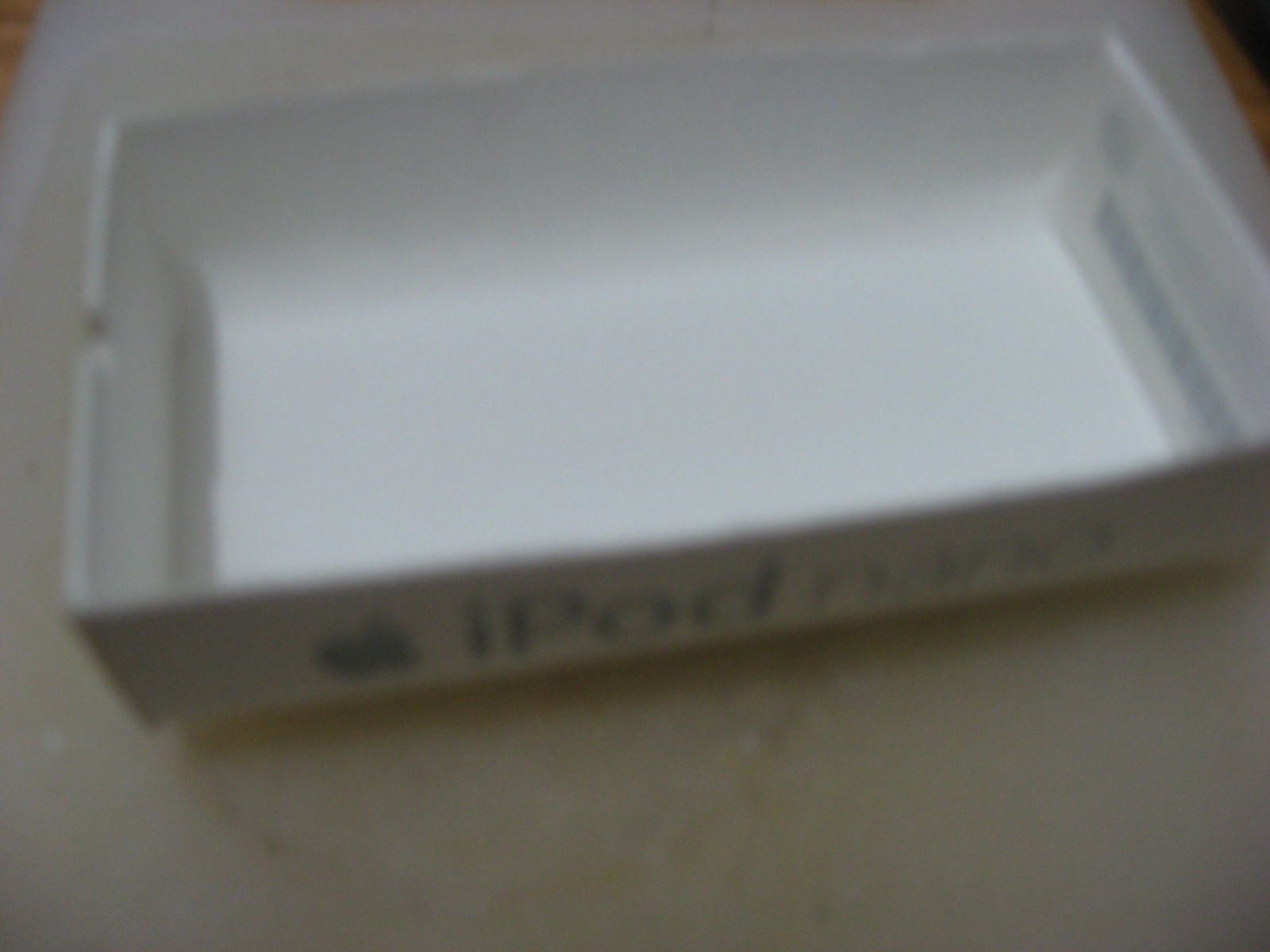 Make Your Own Ipod Nano Dock With Out-Of-The-Box Objects. : 6 Steps - Instructables