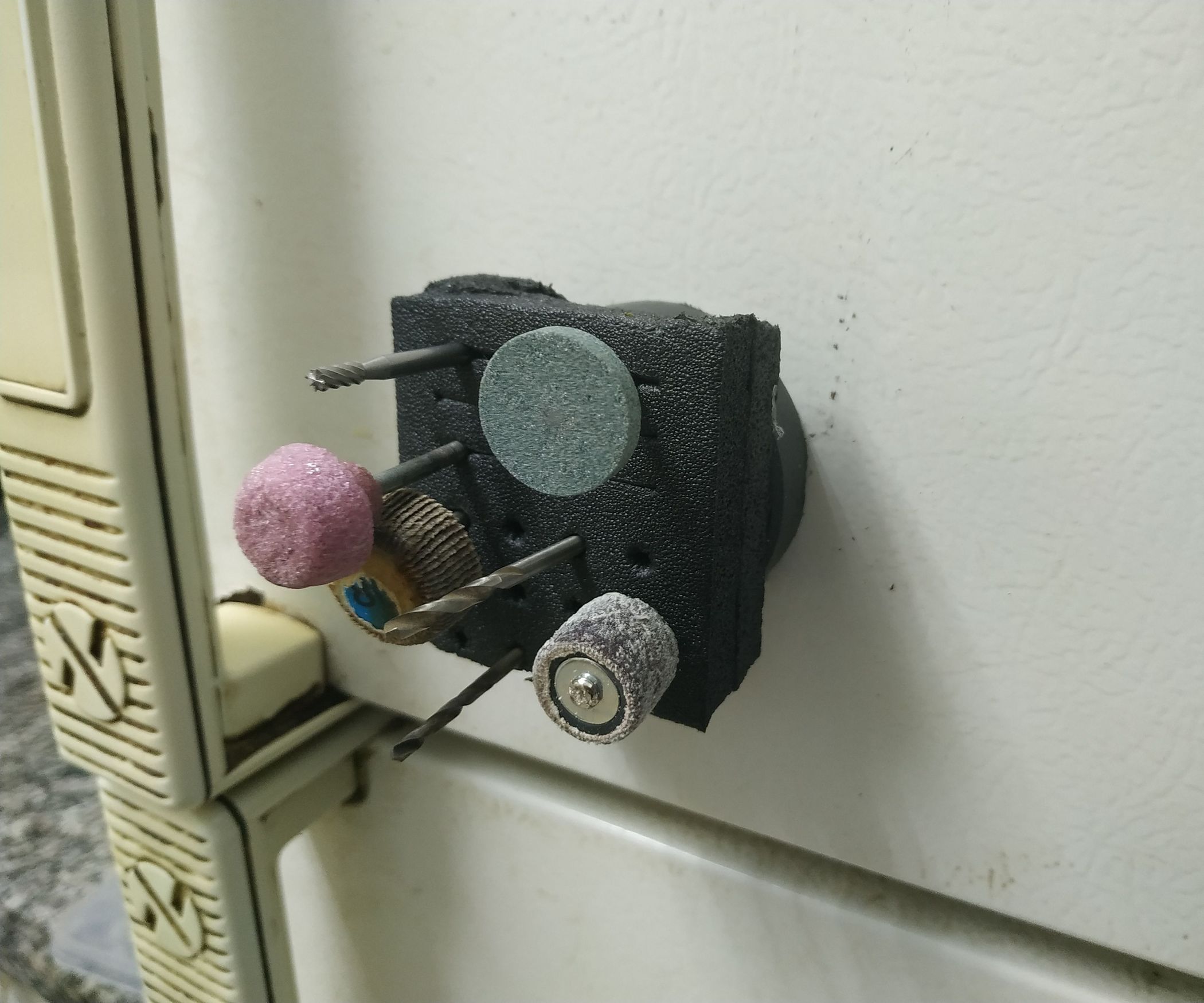 Magnetic Dremel Bit Holder : 4 Steps - Instructables