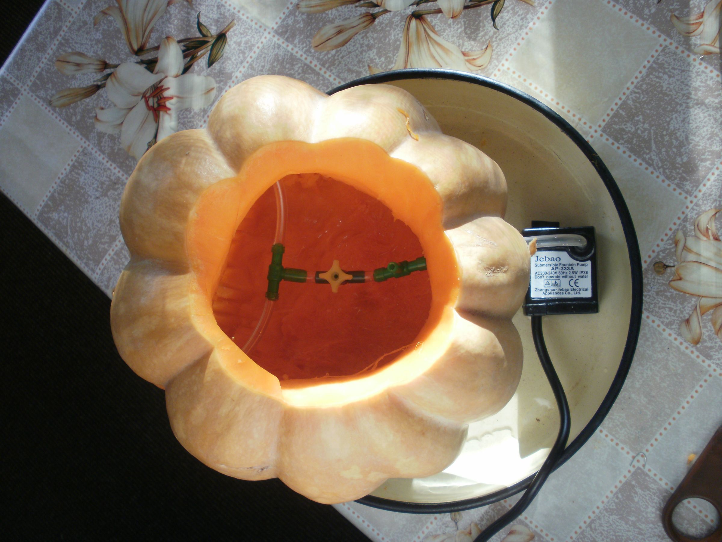 Bleeding Pumpkin Fountain : 6 Steps - Instructables