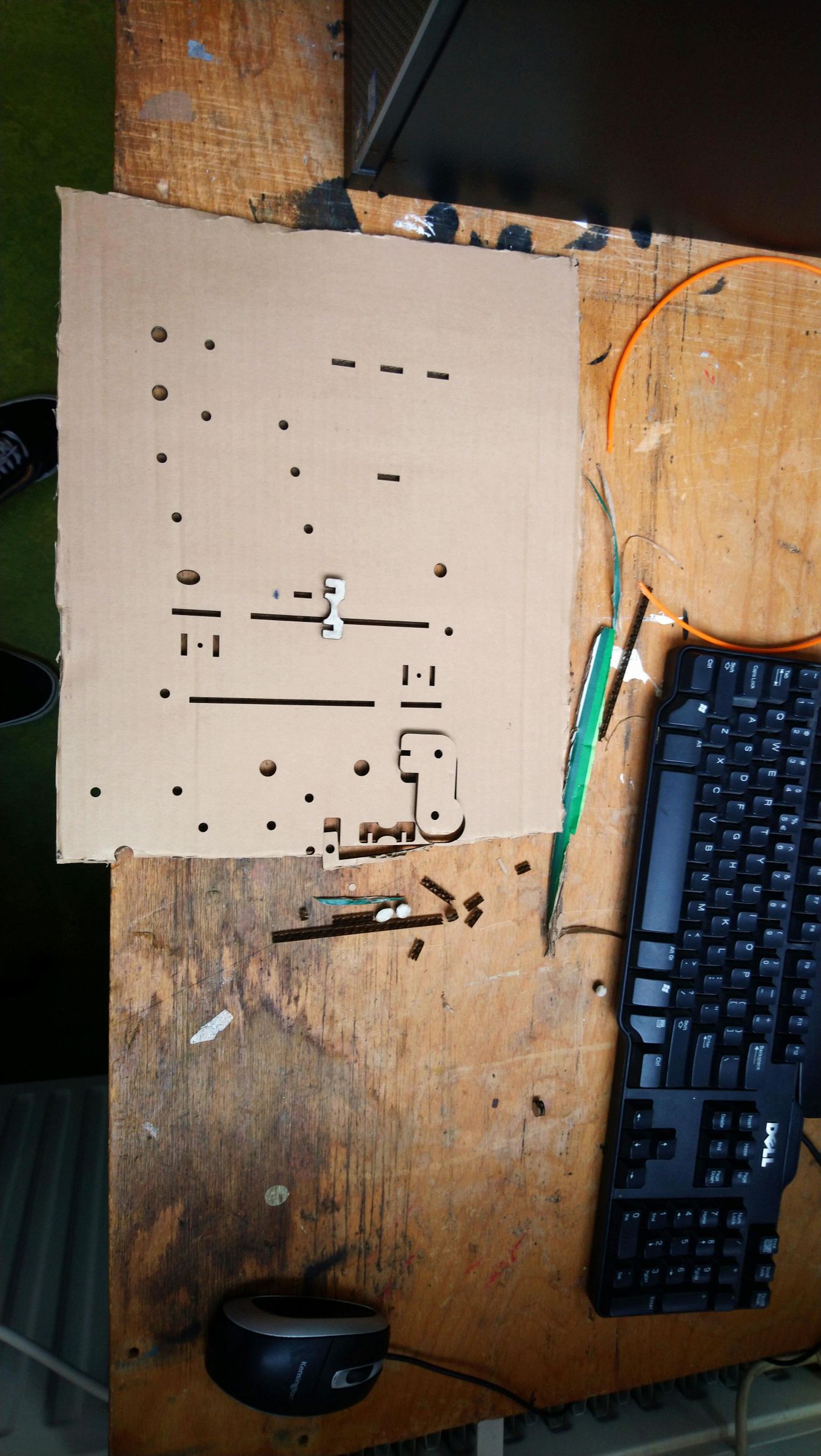 Hoe Ontwerp Je Een Mechanische Hand : 6 Steps - Instructables