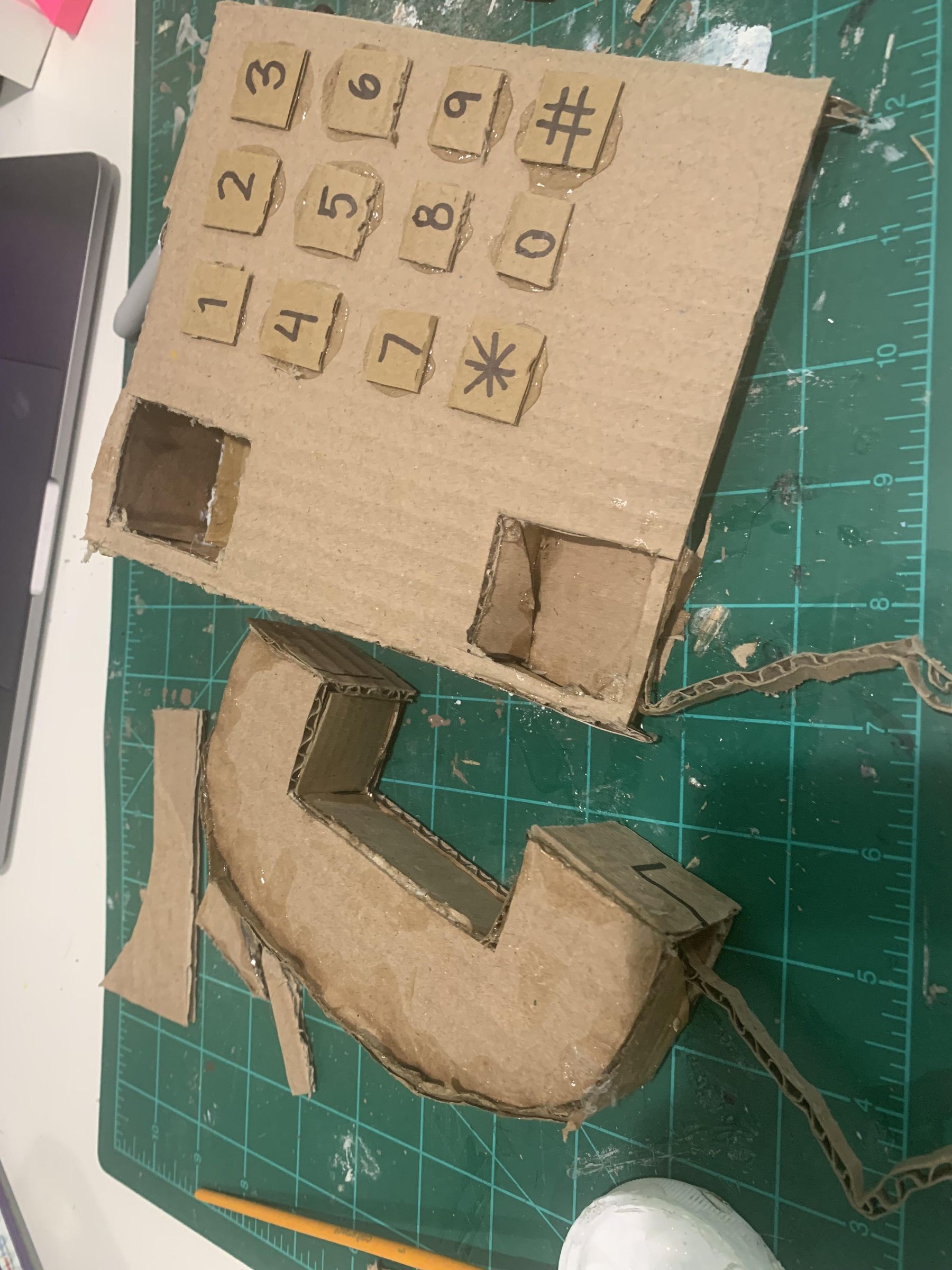 Cardboard Phone : 6 Steps - Instructables