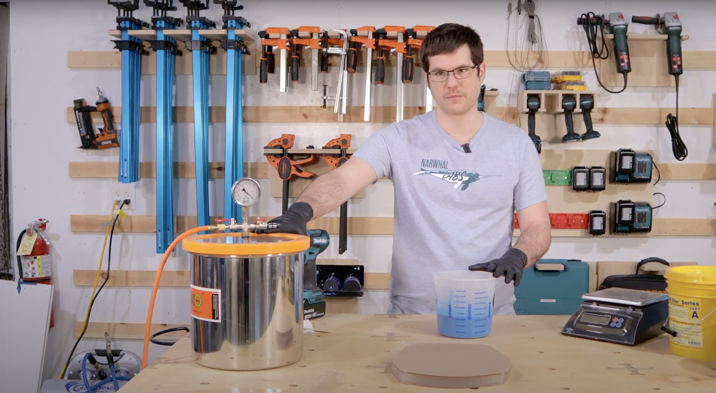 Advanced Silicone Mold Making Techniques for Epoxy Casting : 4 Steps ...