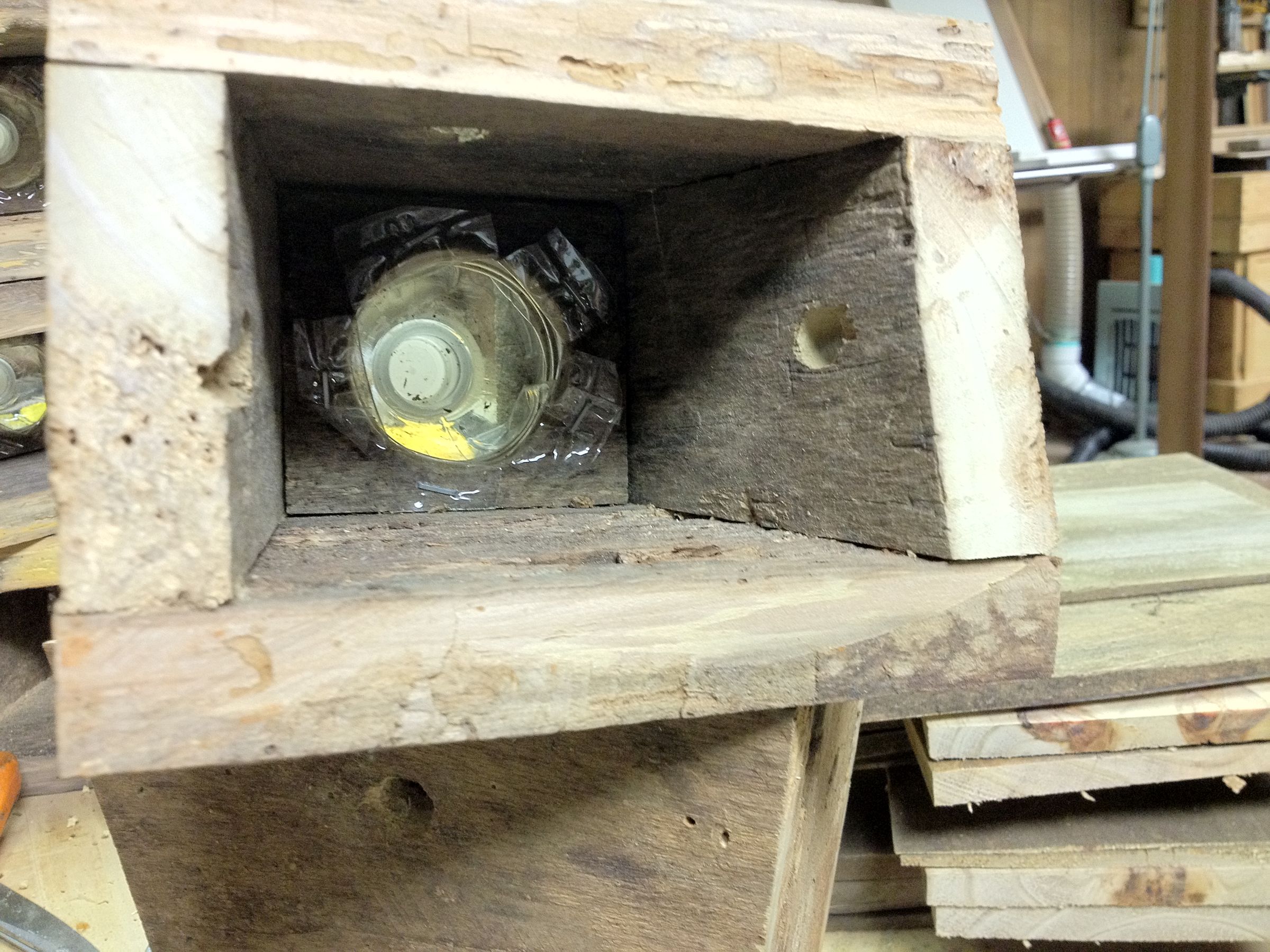 Making Carpenter Bee Traps : 6 Steps (with Pictures) - Instructables
