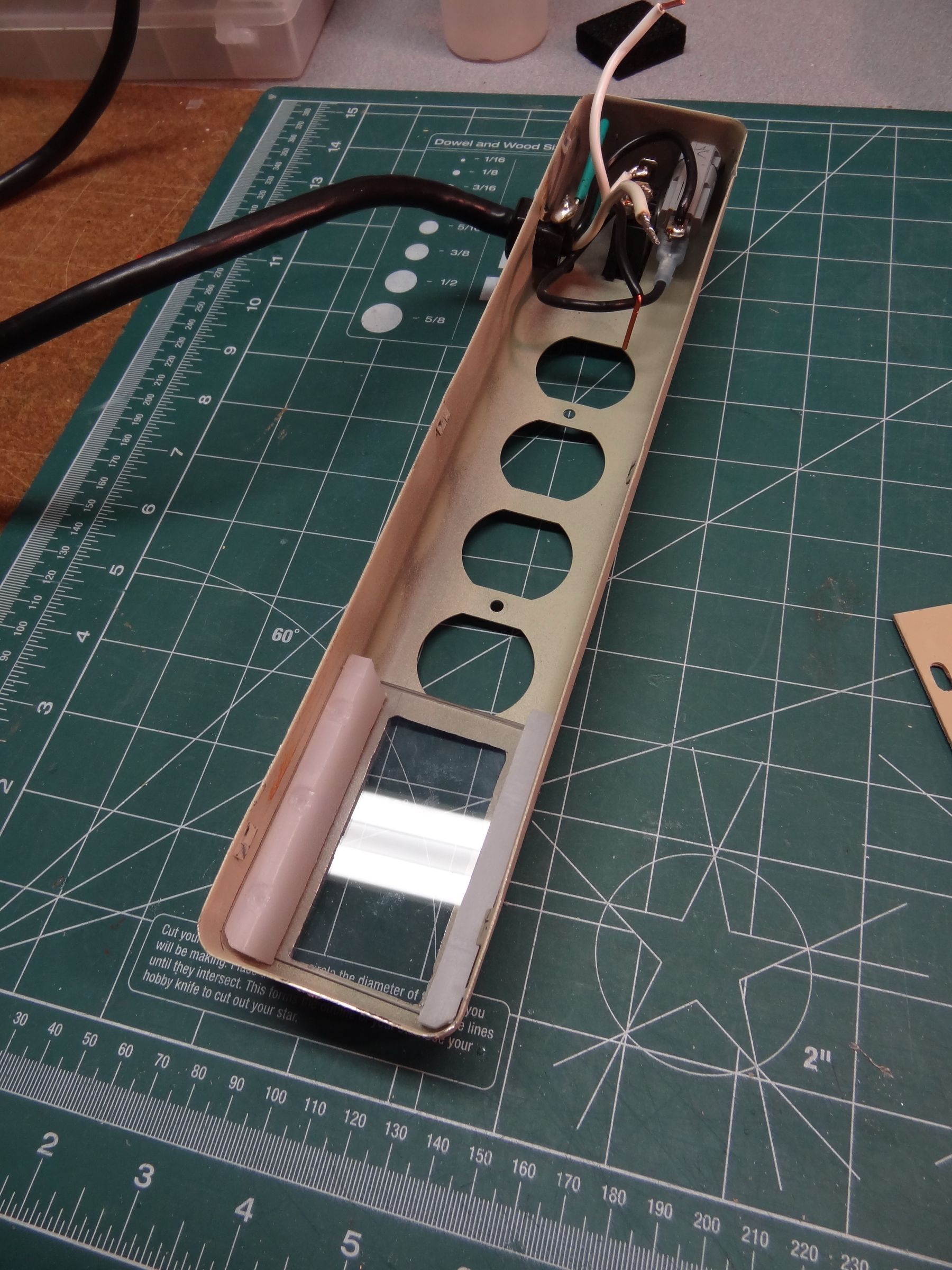 Relay-Controlled Power Strip : 4 Steps - Instructables