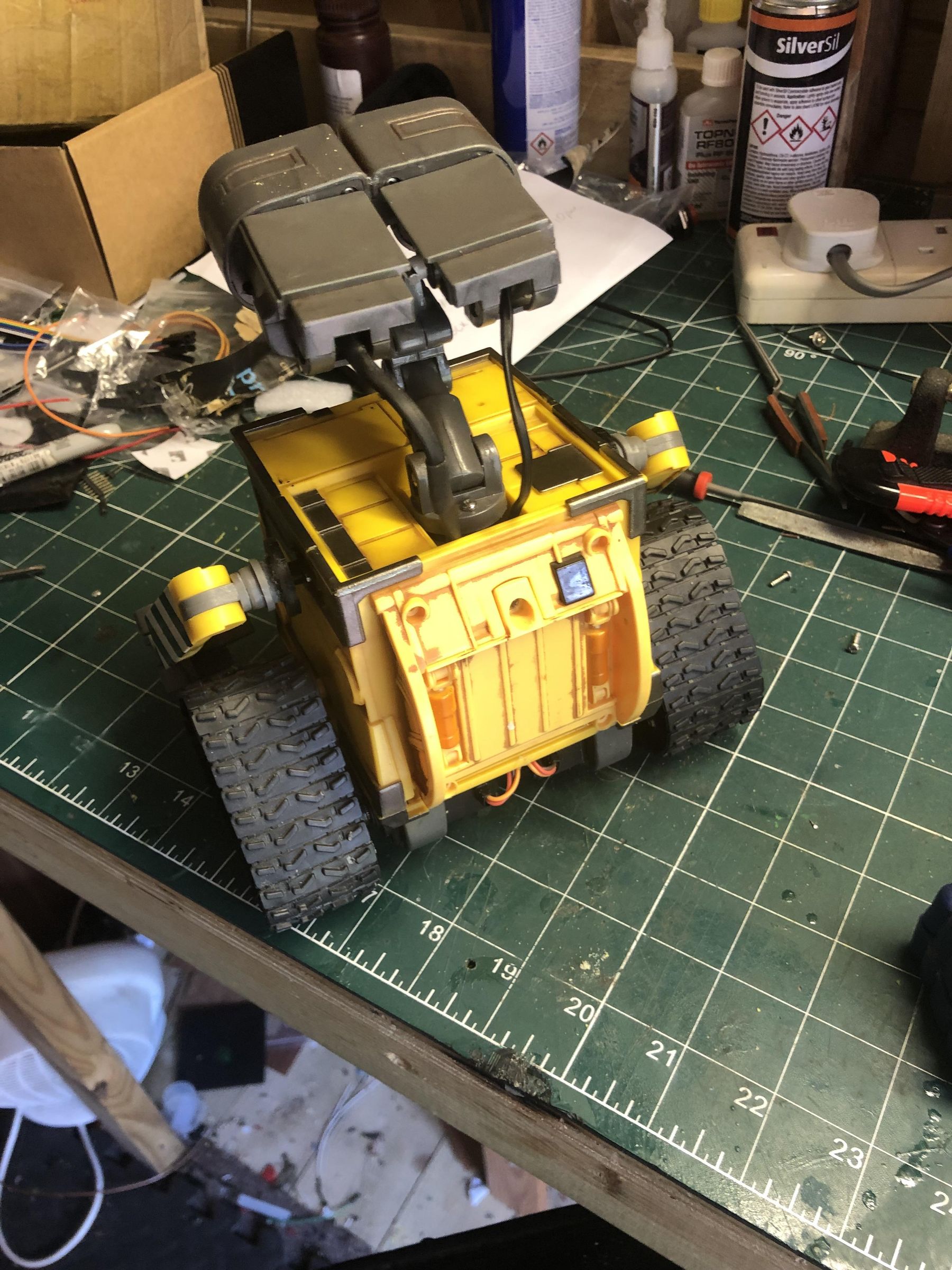 Wall-E Robot Arduino EasyVR3 (Updated) New Video With Voice Commands ...