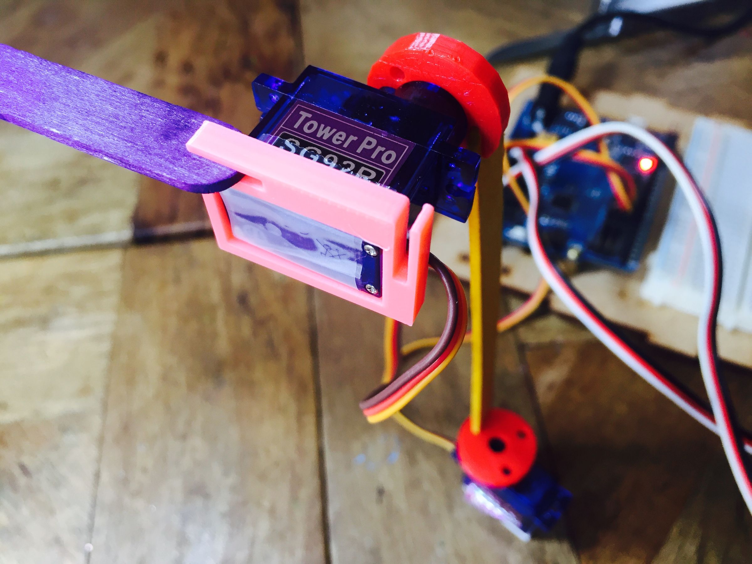 Brazo Robótico Con Paletas Y Servo : 4 Steps - Instructables