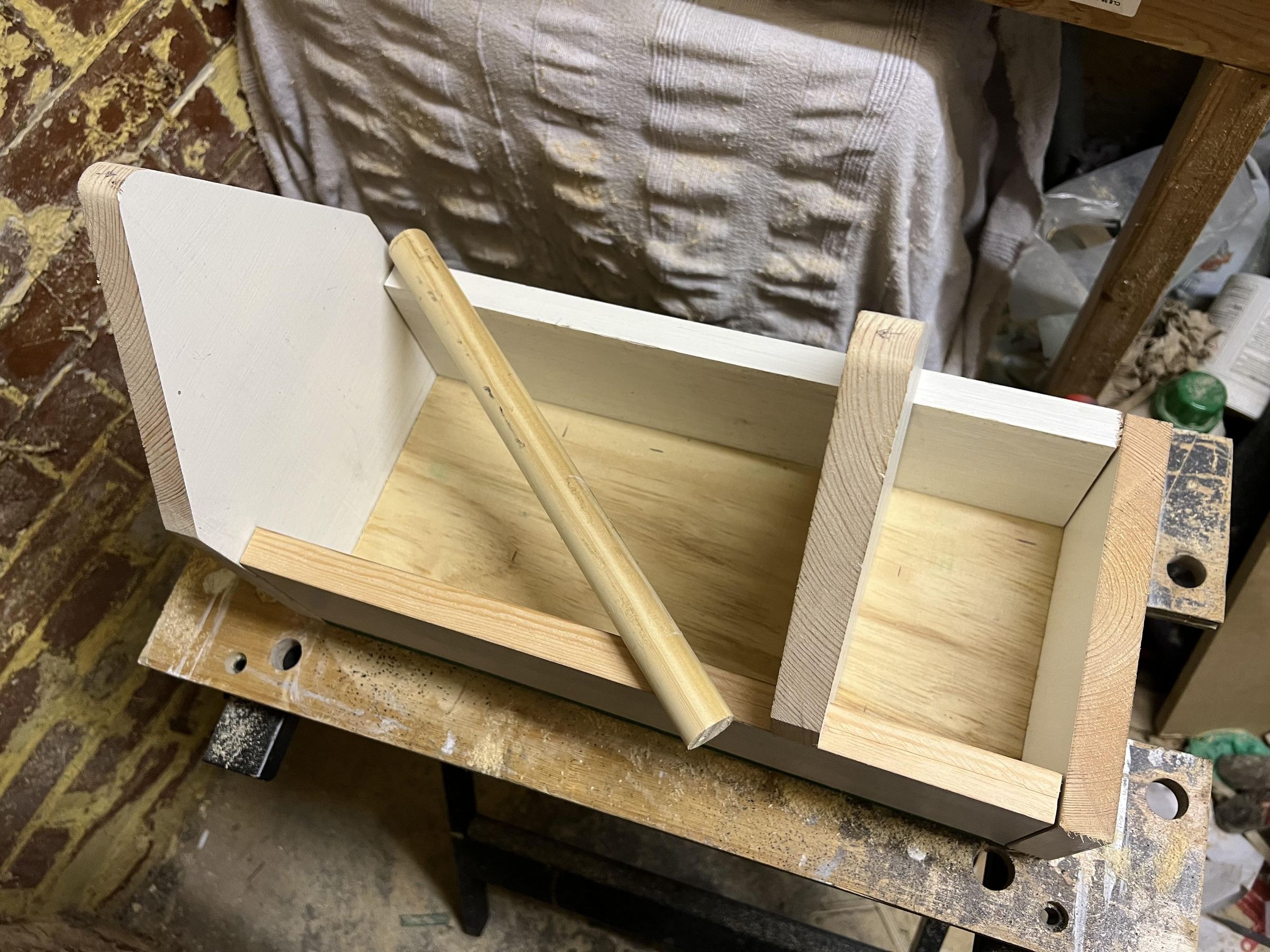 Simple DIY Tool Box. : 7 Steps (with Pictures) - Instructables