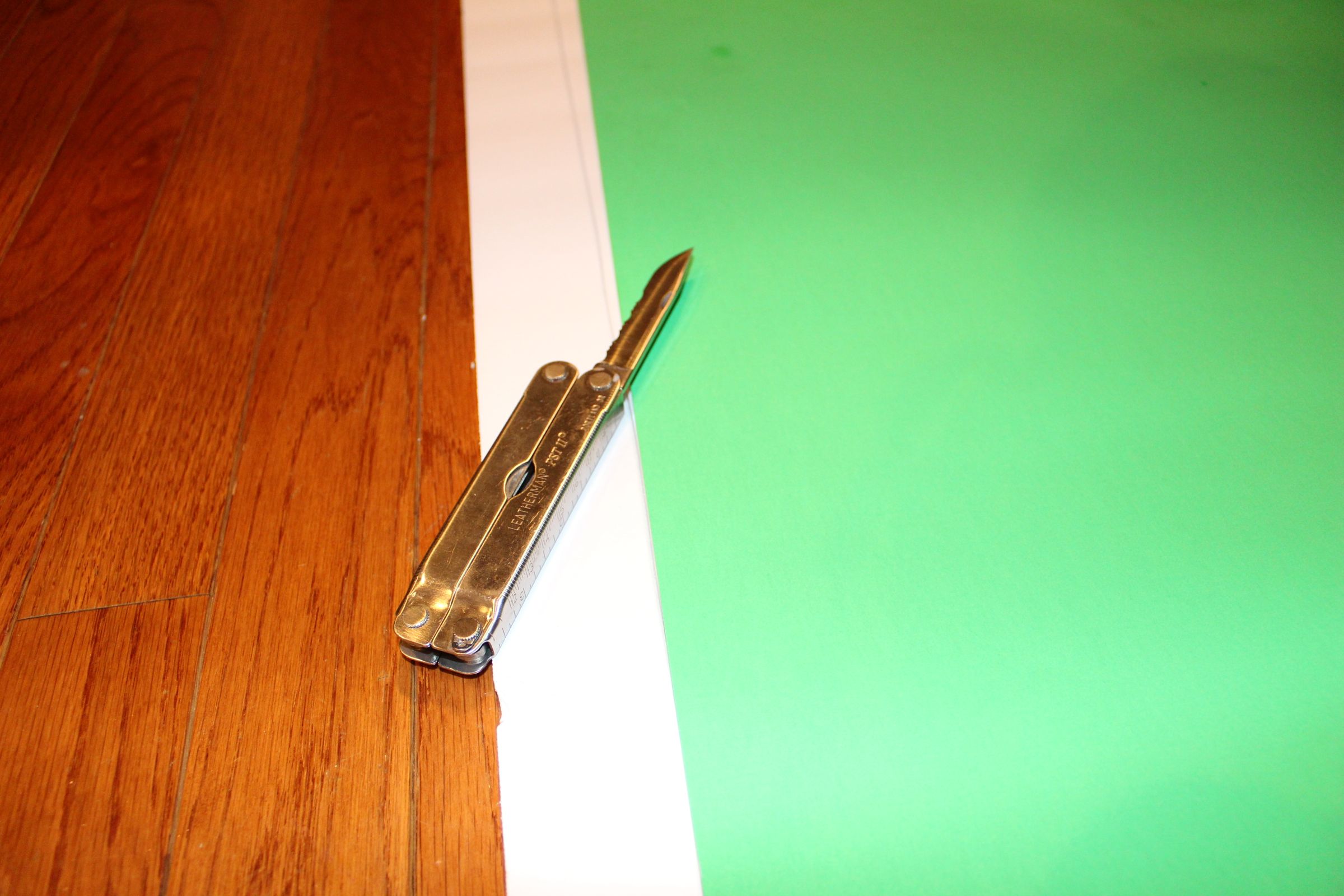Dollar Store Green Screen : 4 Steps - Instructables
