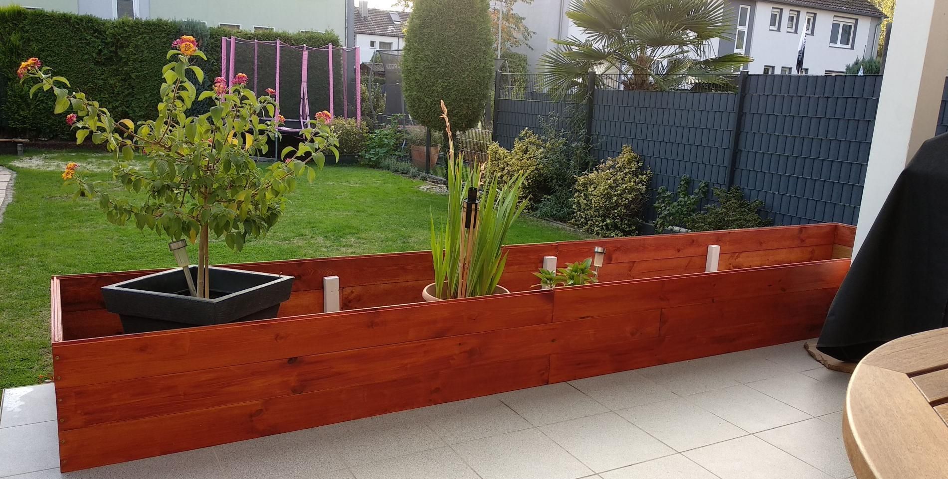 Wooden Terrace Flower Bed - Or: How to Build a Flower Railing : 6 Steps ...