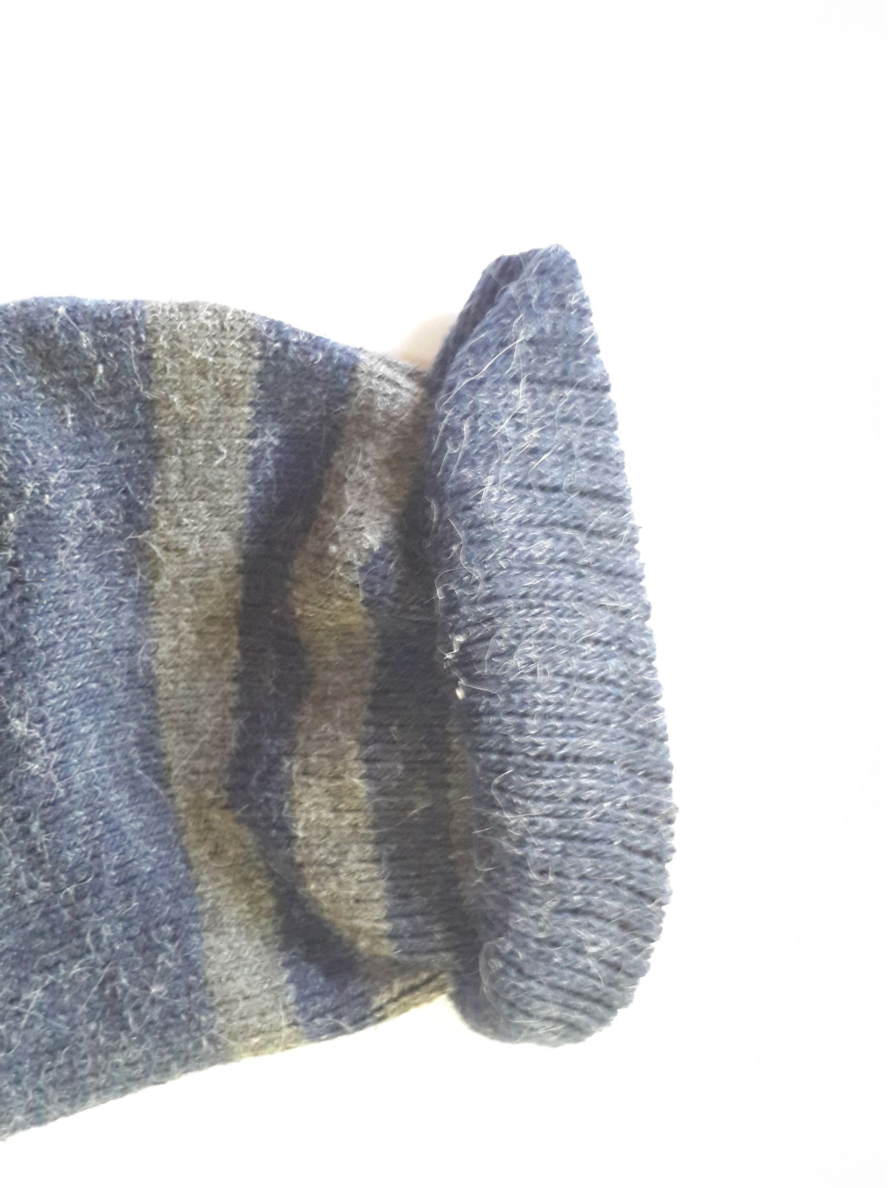 REPAIR OF SOCKS : 7 Steps - Instructables