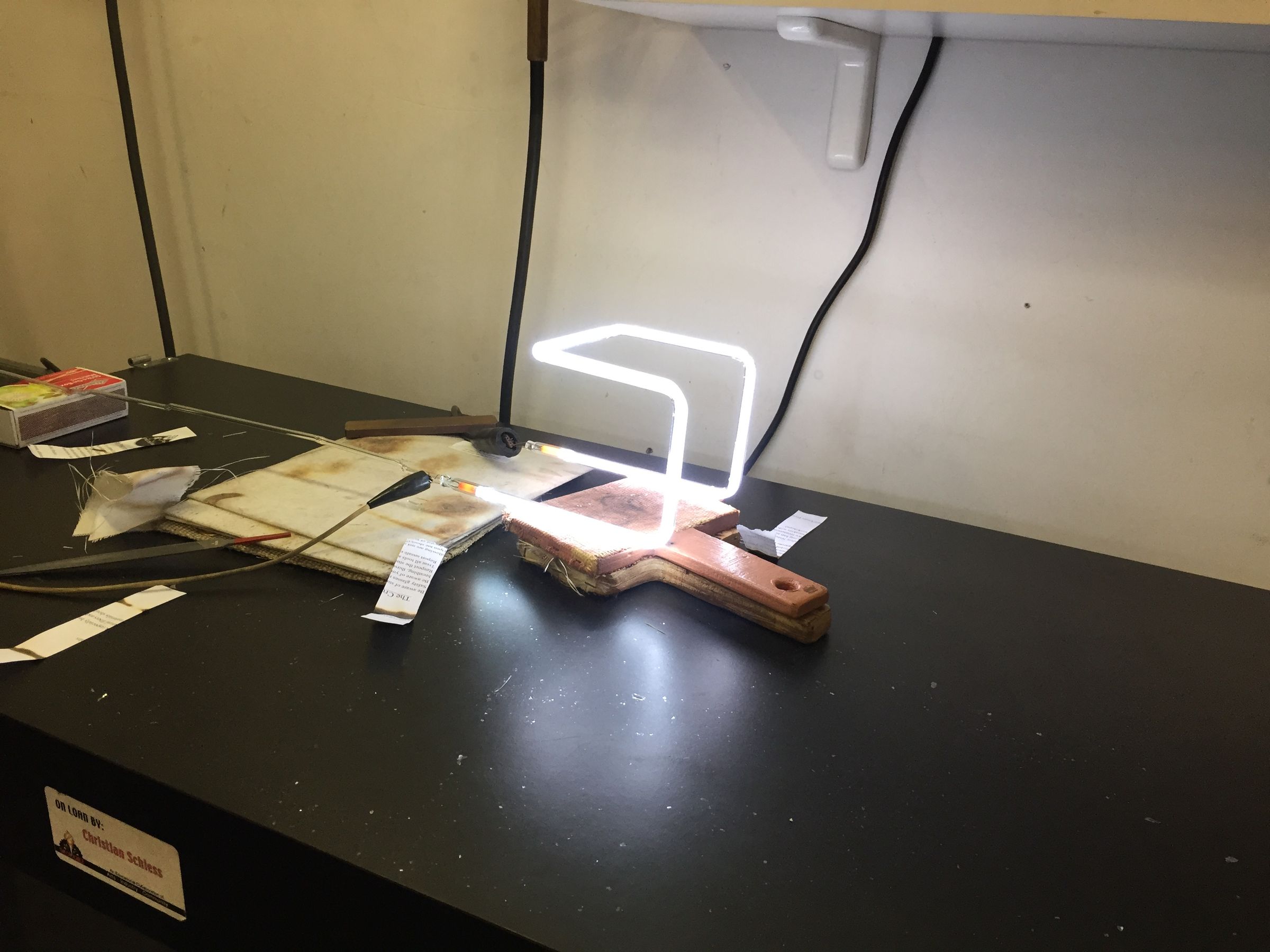 Neon Cubes : 4 Steps - Instructables