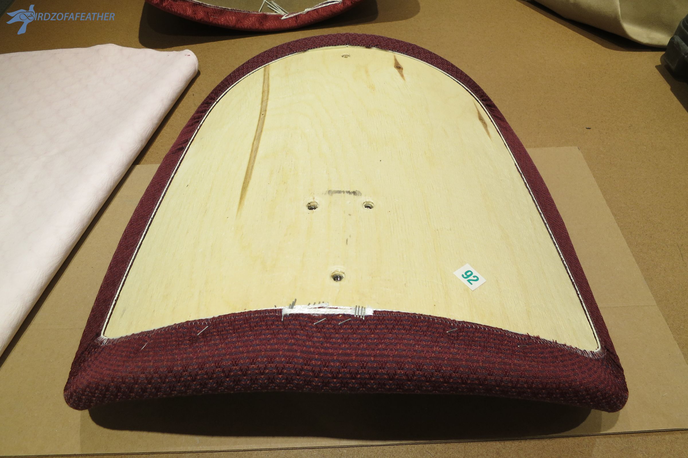 Reupholster an Office Chair : 16 Steps (with Pictures) - Instructables