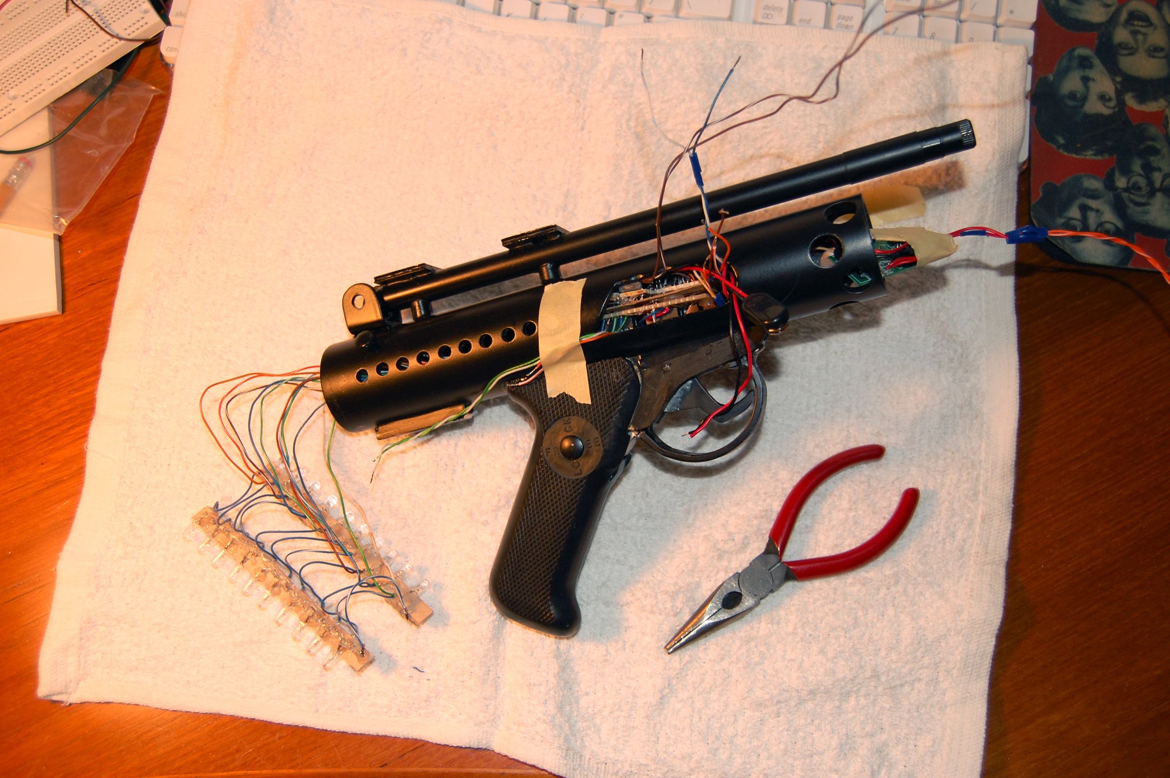 Make an LED Blaster : 9 Steps (with Pictures) - Instructables