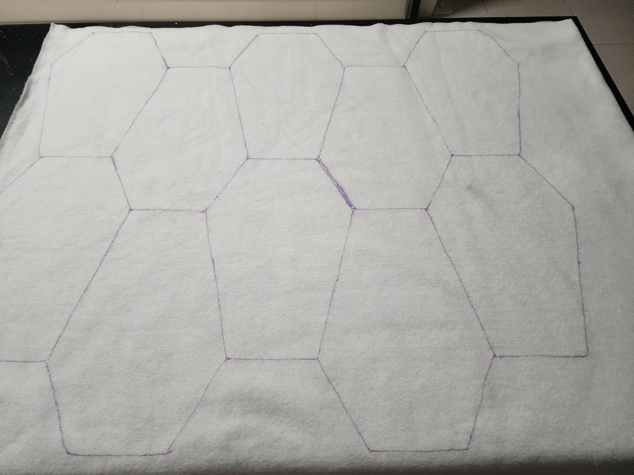 Hand Sewn Coffin Shaped Quilt-As-You-Go King Size Quilt : 10 Steps ...