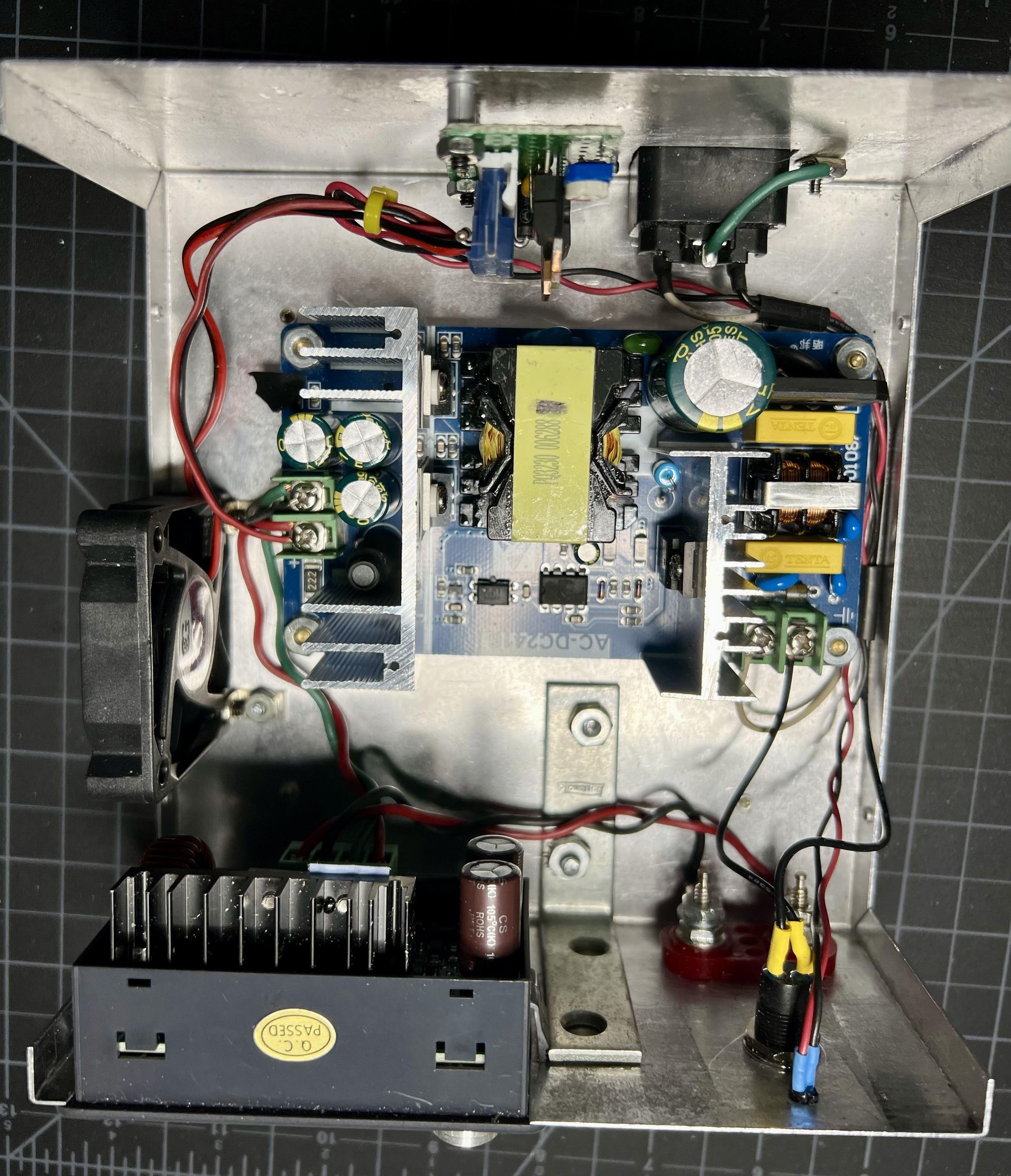 Build a Variable Lab Bench Power Supply : 22 Steps (with Pictures ...