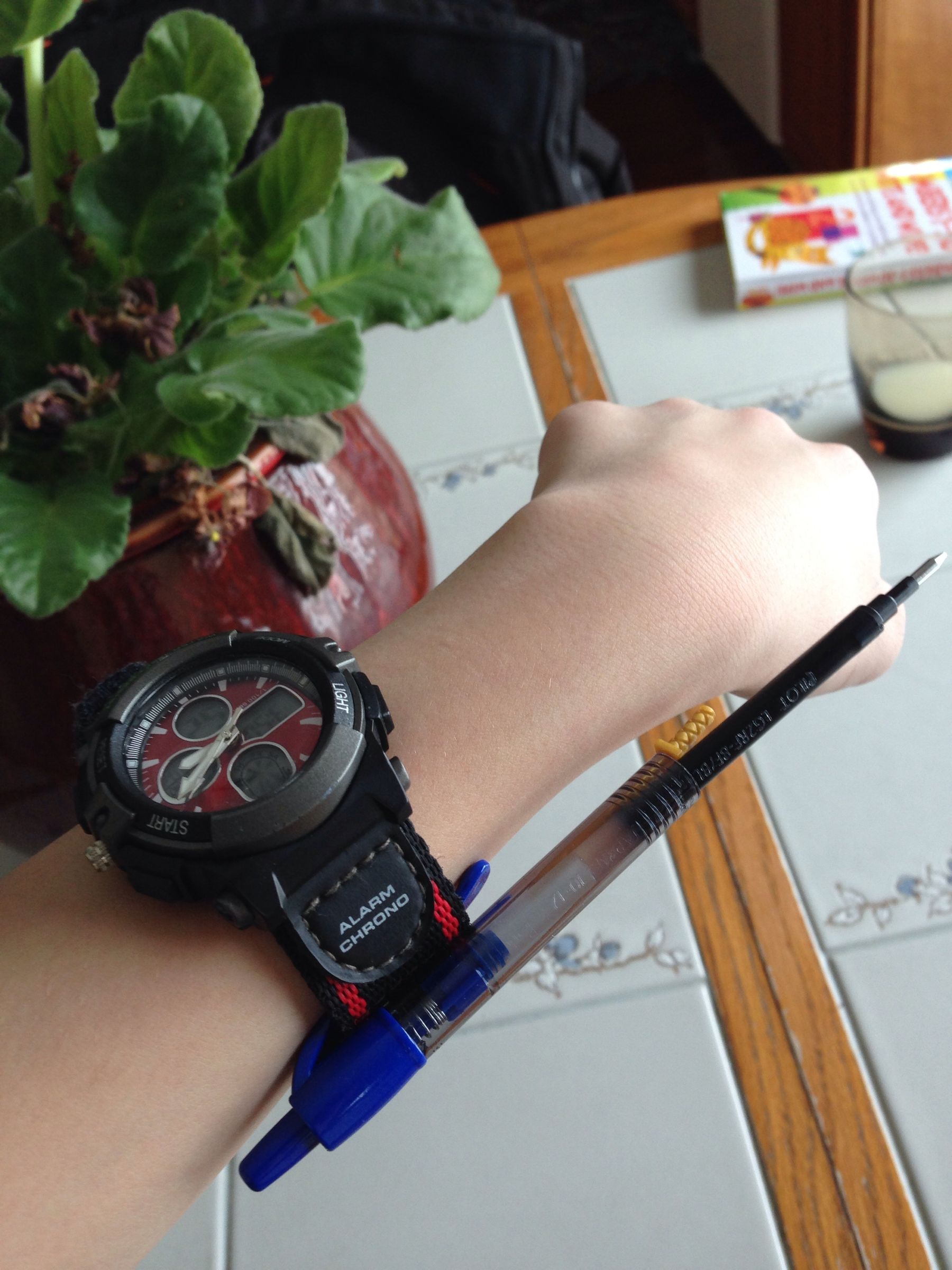Wrist Pen Gun : 5 Steps - Instructables