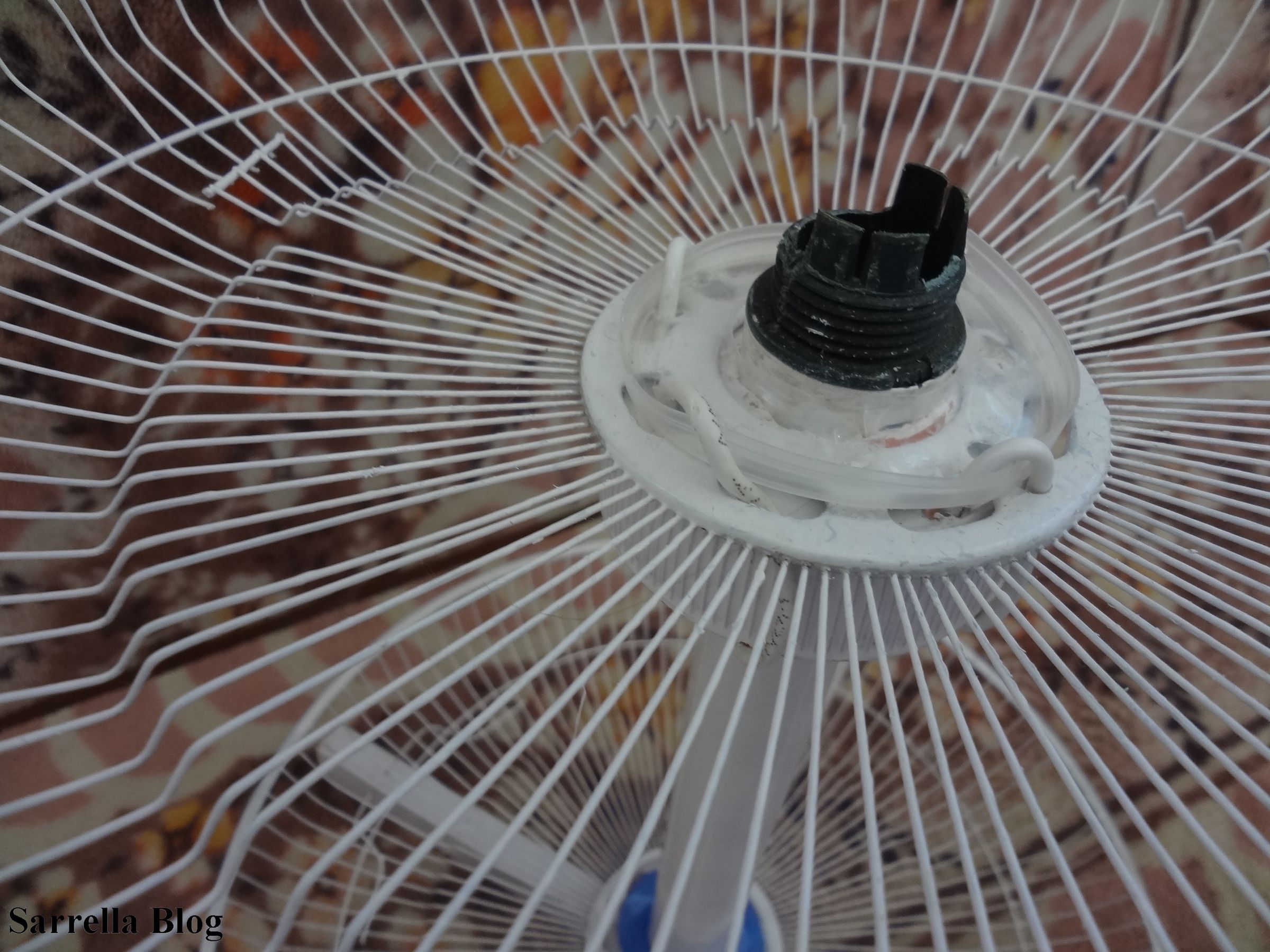 Shoes Storage Stand Out of Old Fans : 30 Steps (with Pictures ...
