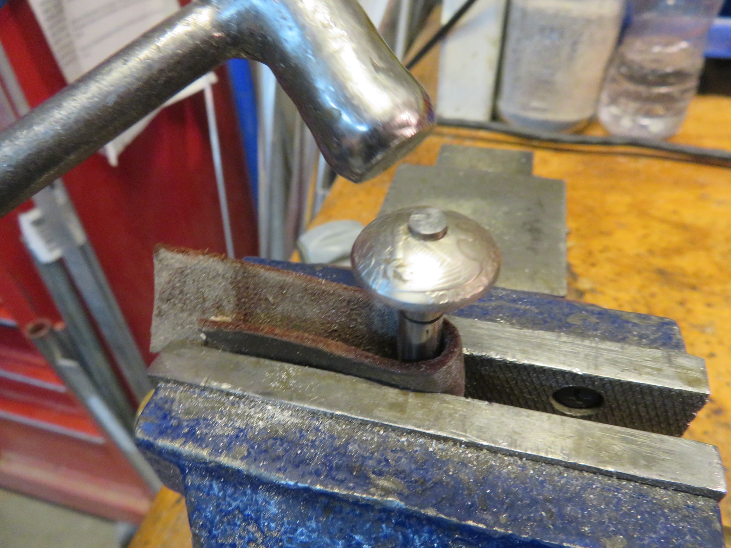 EDC Duct Tape Keychain : 10 Steps (with Pictures) - Instructables