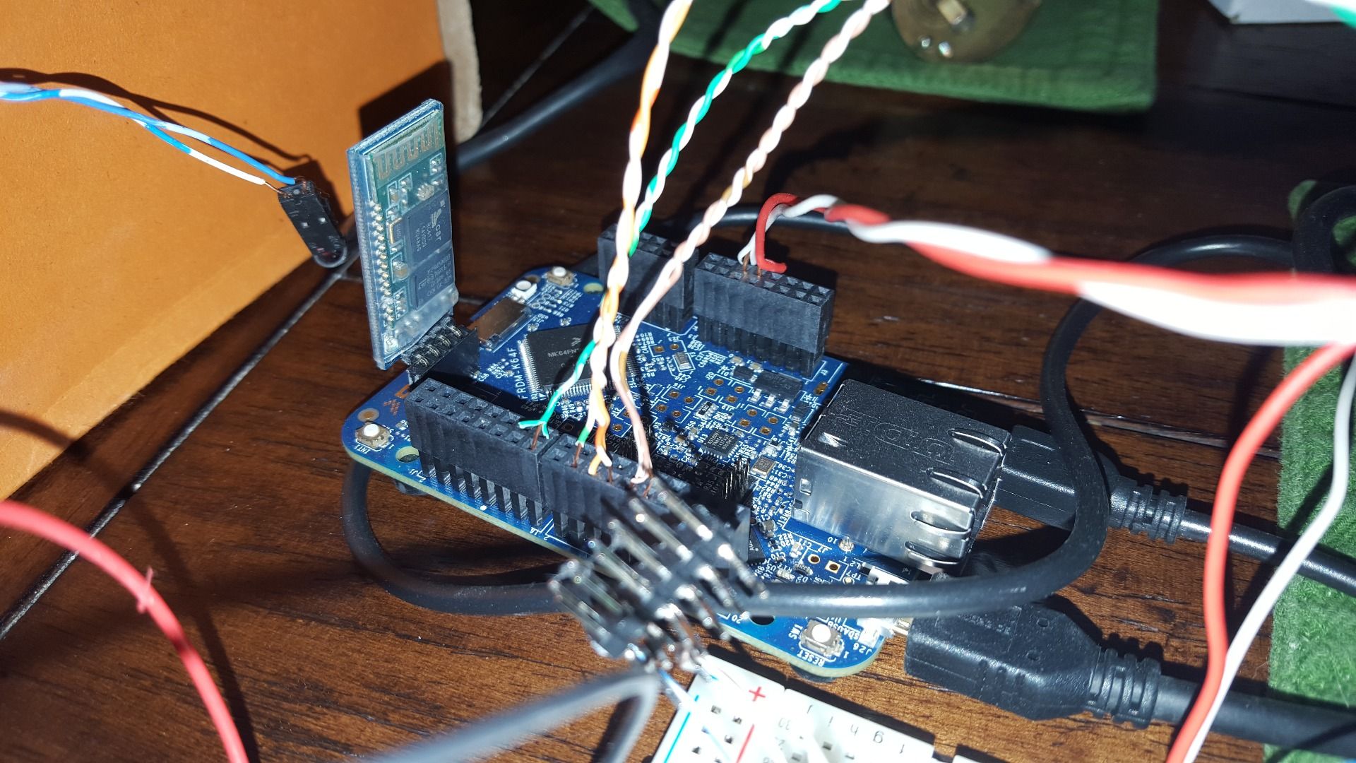 Basic Tank-drive Robot Control Over Bluetooth Using Mbed With the Freescale K64F : 6 Steps ...