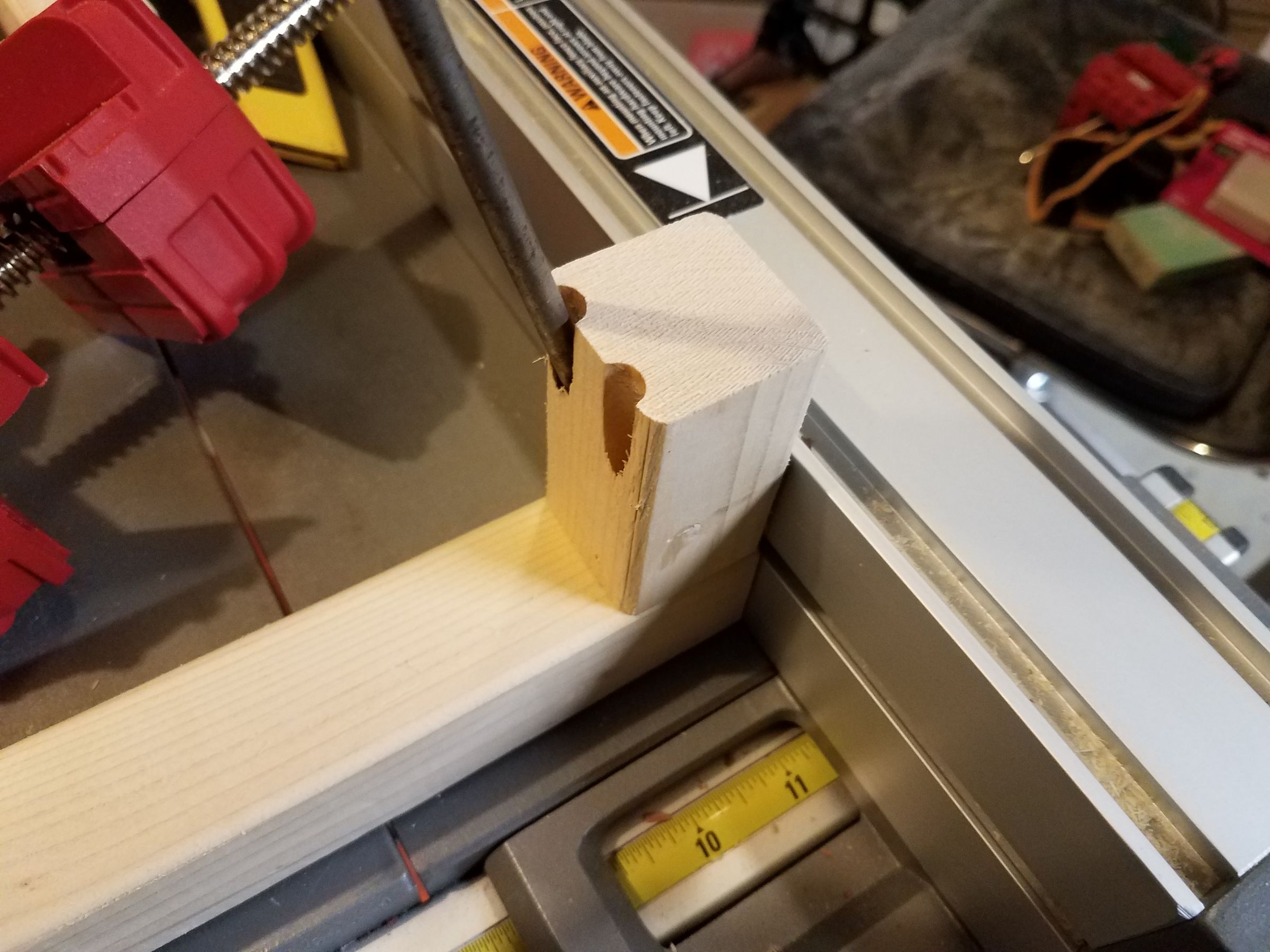 Small Floating Shelf With Hidden Storage : 12 Steps (with Pictures ...
