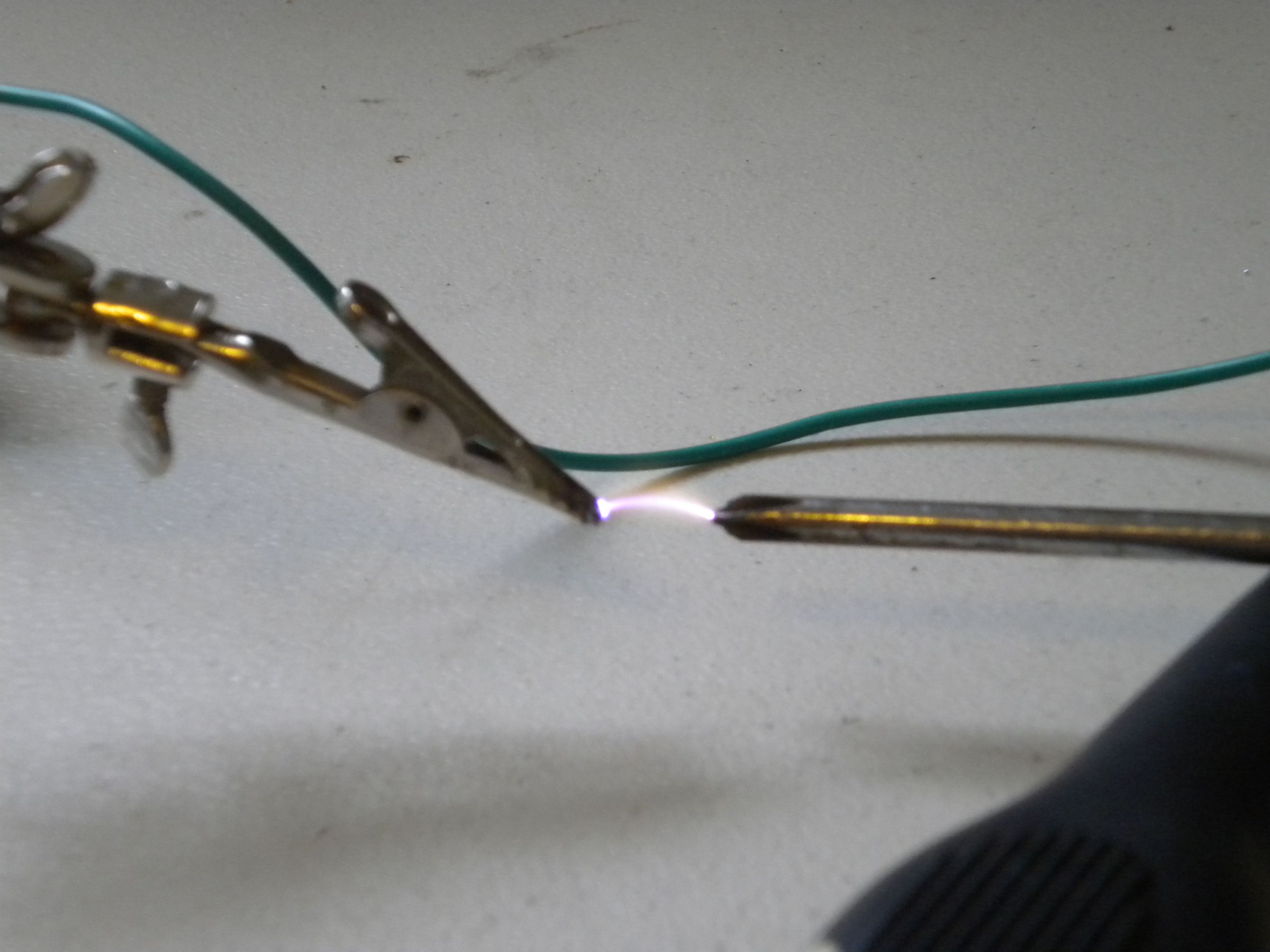 Simple Flyback Driver Gives Powerful Arcs - Instructables