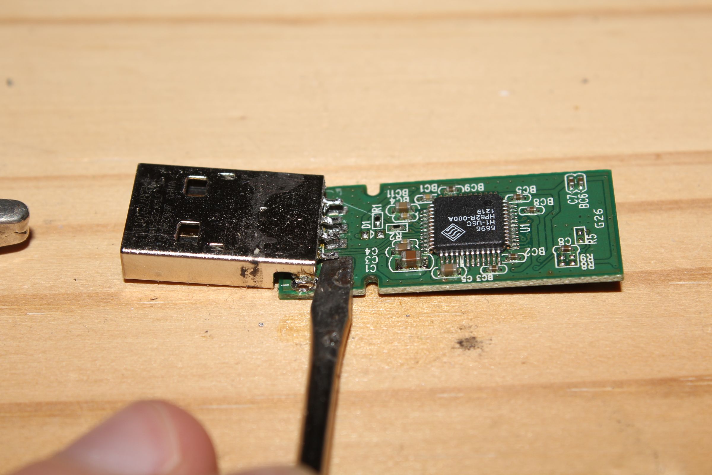 Physical USB Drive Protection : 7 Steps - Instructables