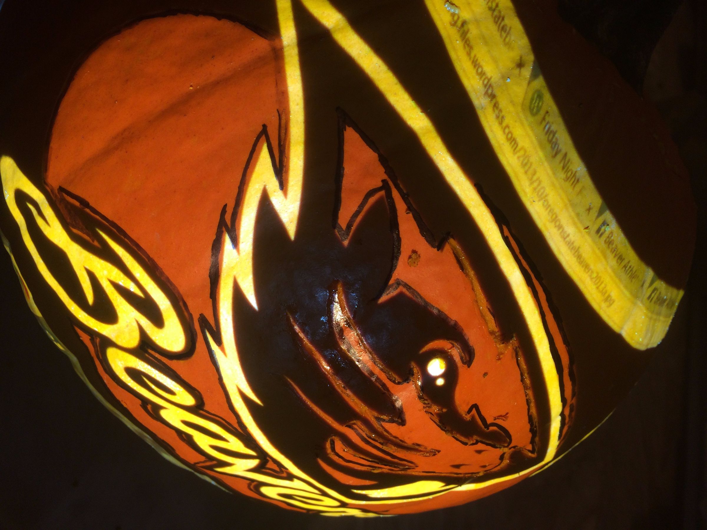 Carve a Pumpkin Using a Projector : 7 Steps (with Pictures) - Instructables
