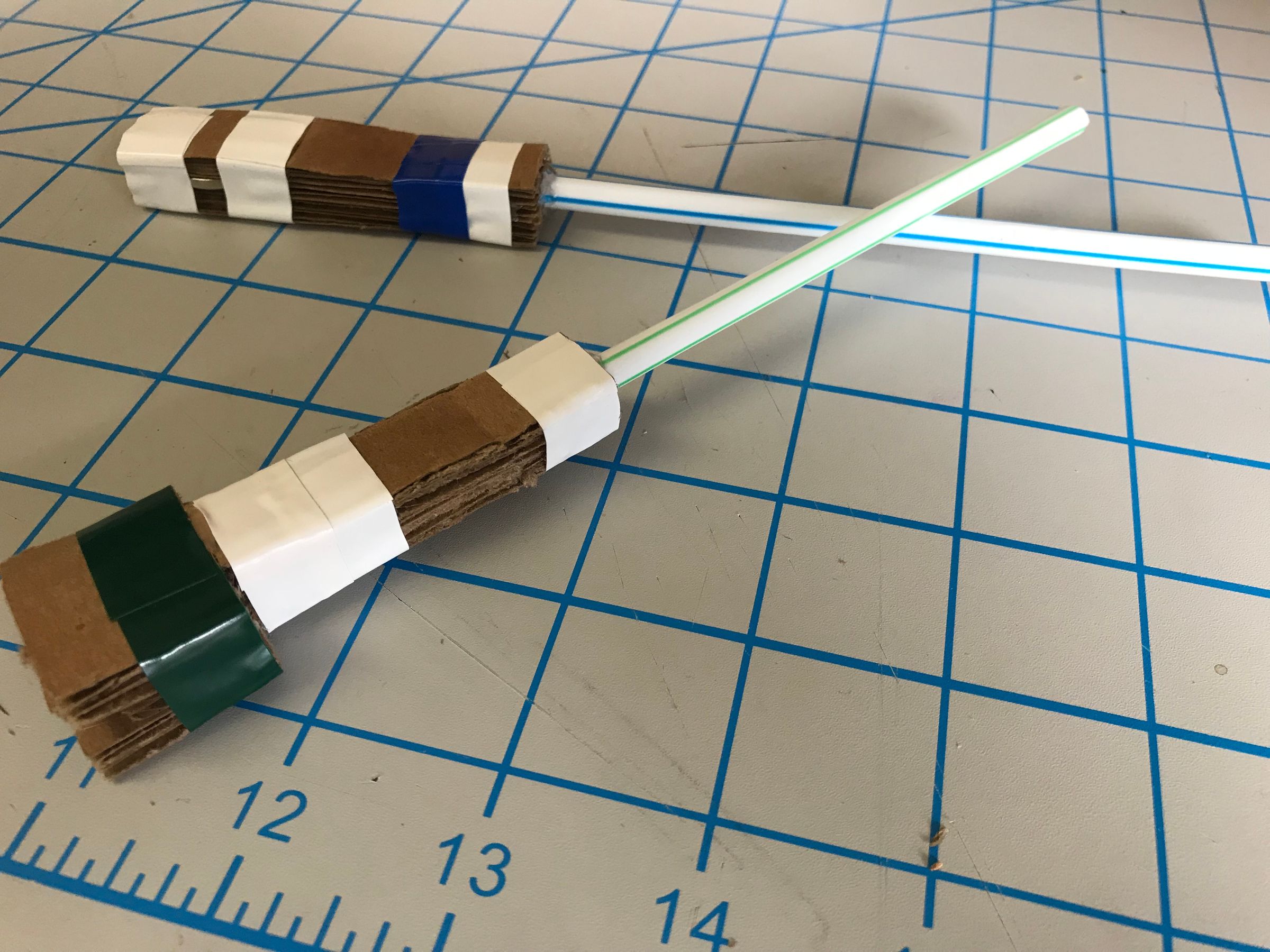 Mini Cardboard Lightsaber : 7 Steps - Instructables