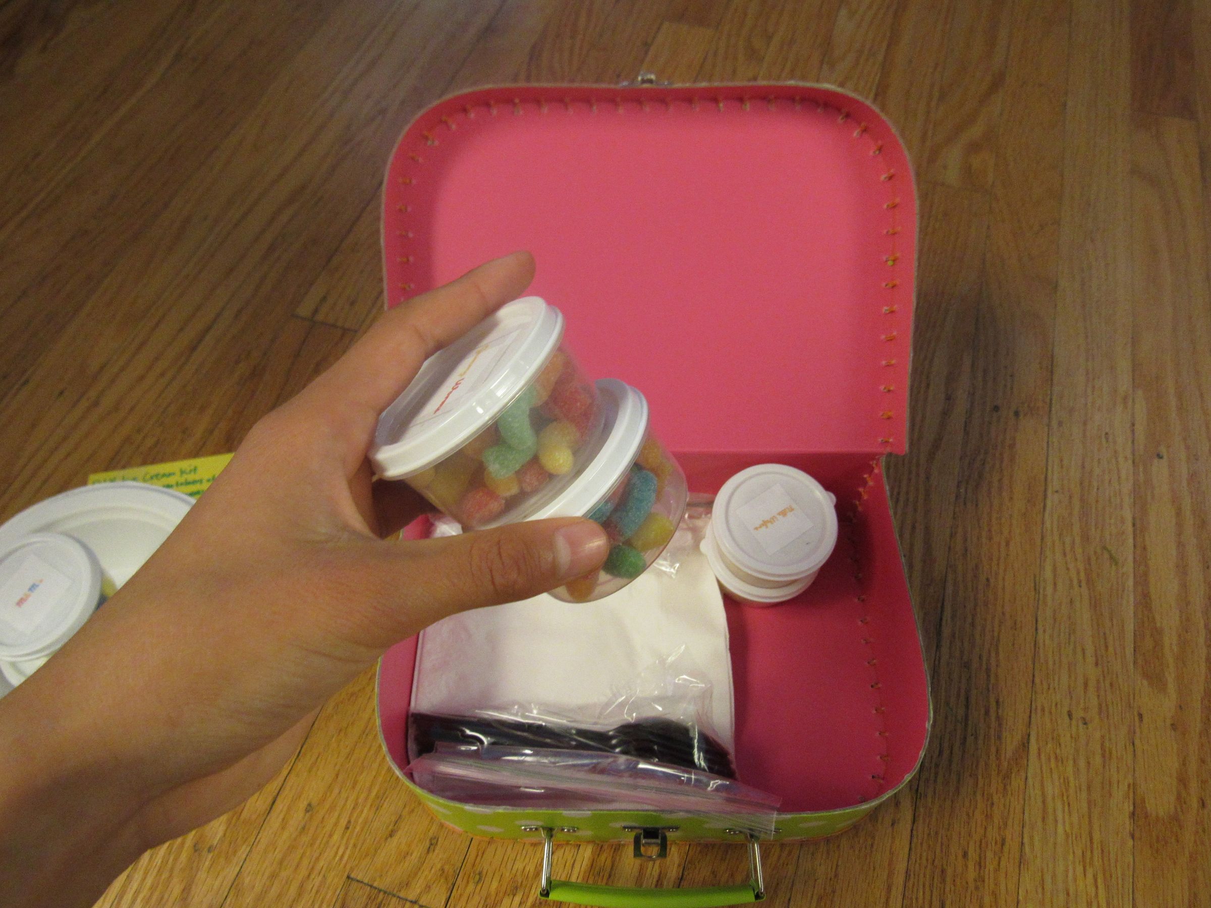 DIY Christmas Gifts - Themed Kits : 5 Steps (with Pictures) - Instructables