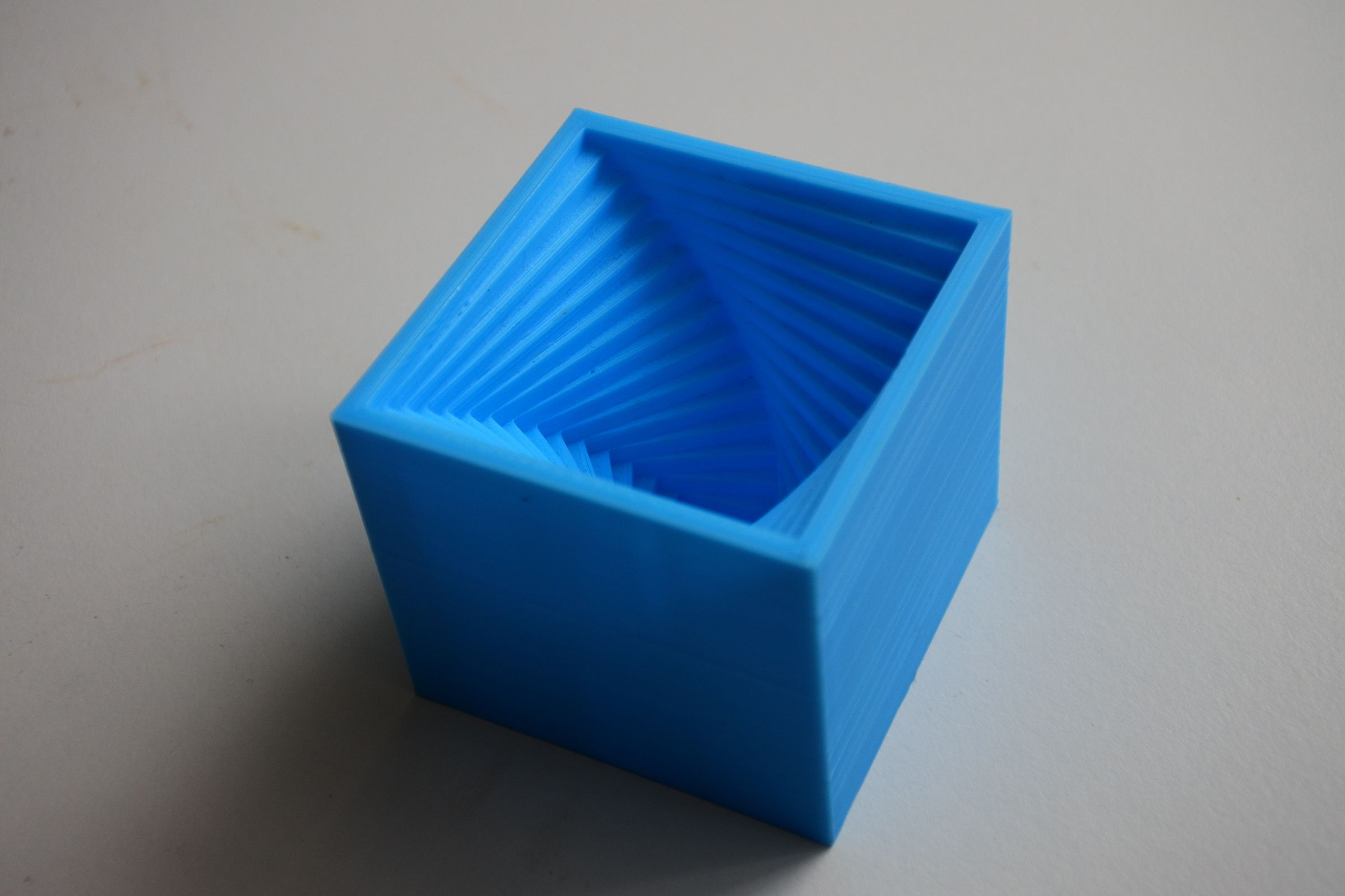 3D Printed Spiral Box Desktop Toy - Using Fusion 360 : 3 Steps ...