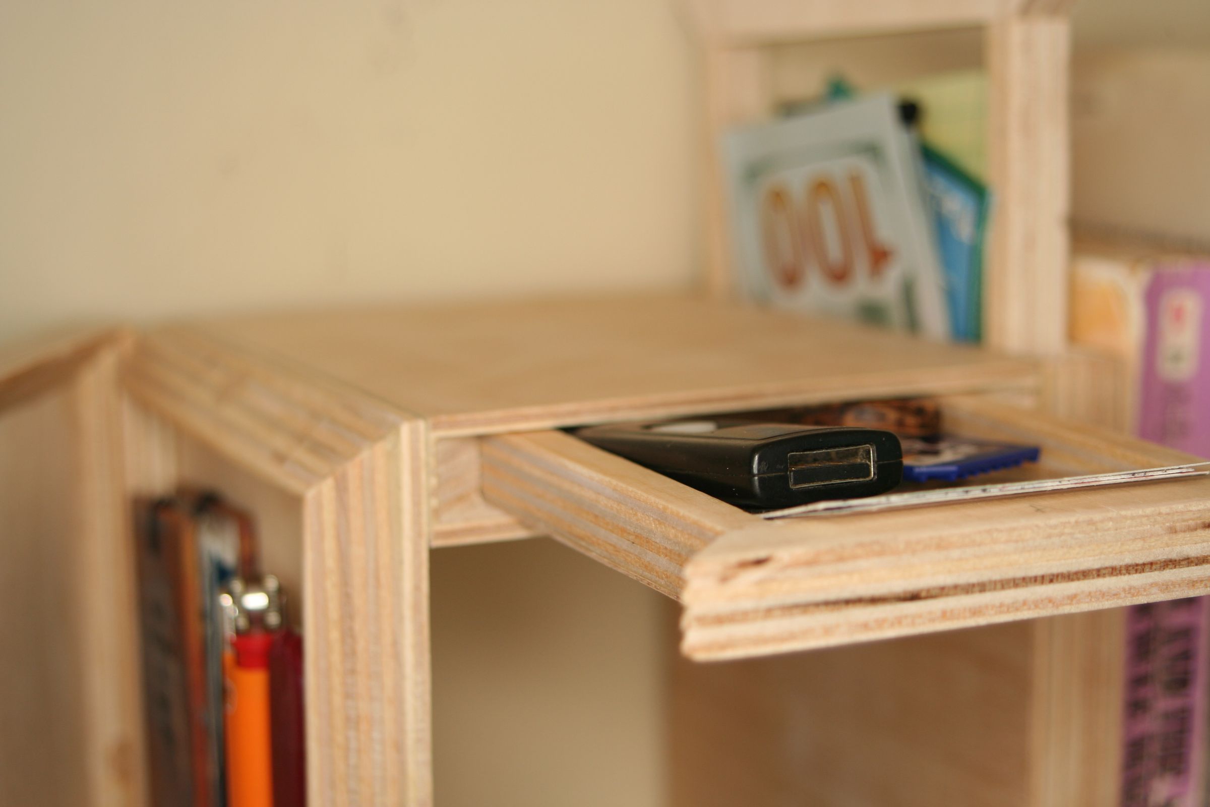 Secret Compartment Plywood Lamp : 10 Steps (with Pictures) - Instructables