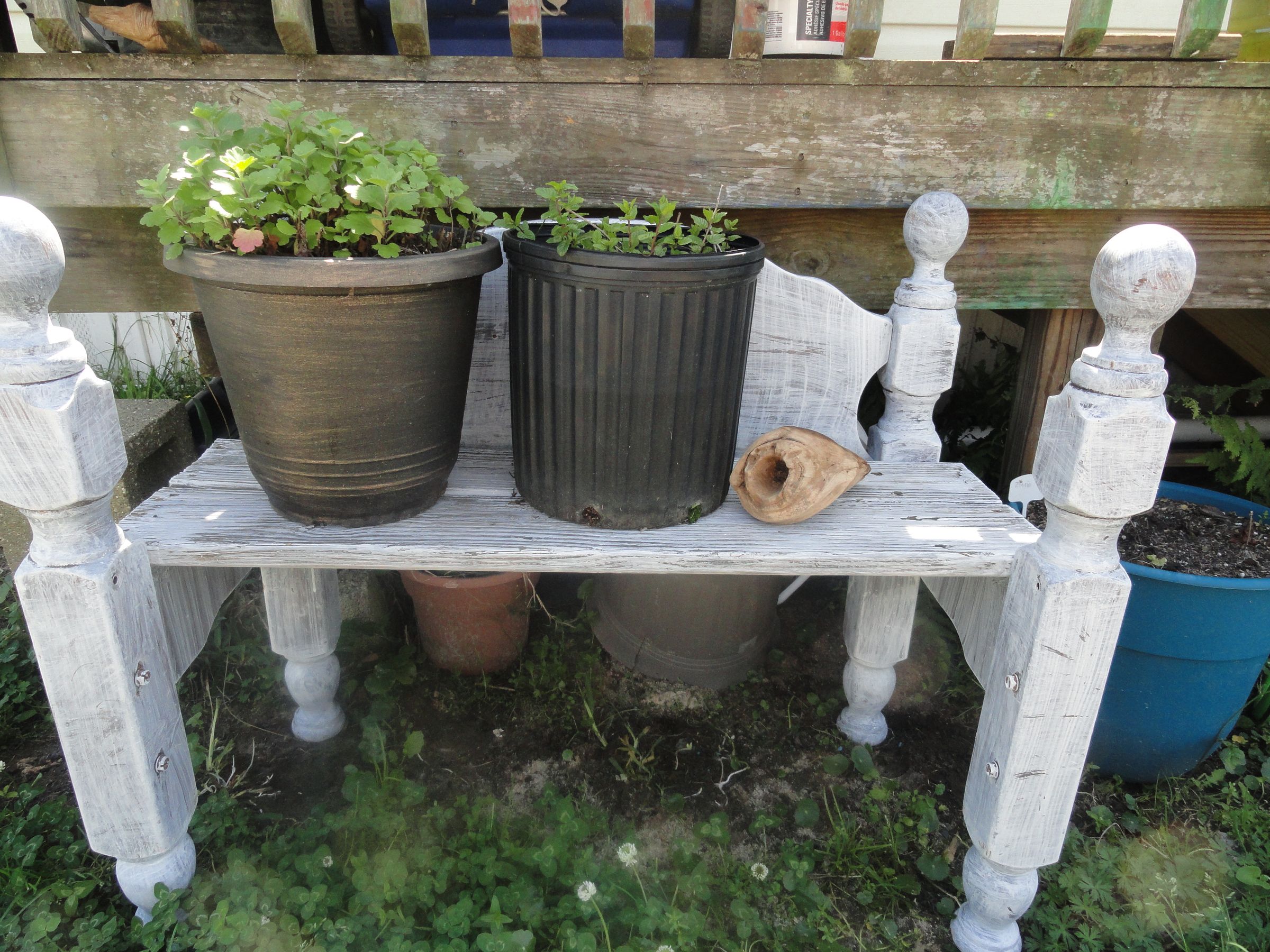 Rustic Garden/Planter Bench From Headboards : 7 Steps (with Pictures ...