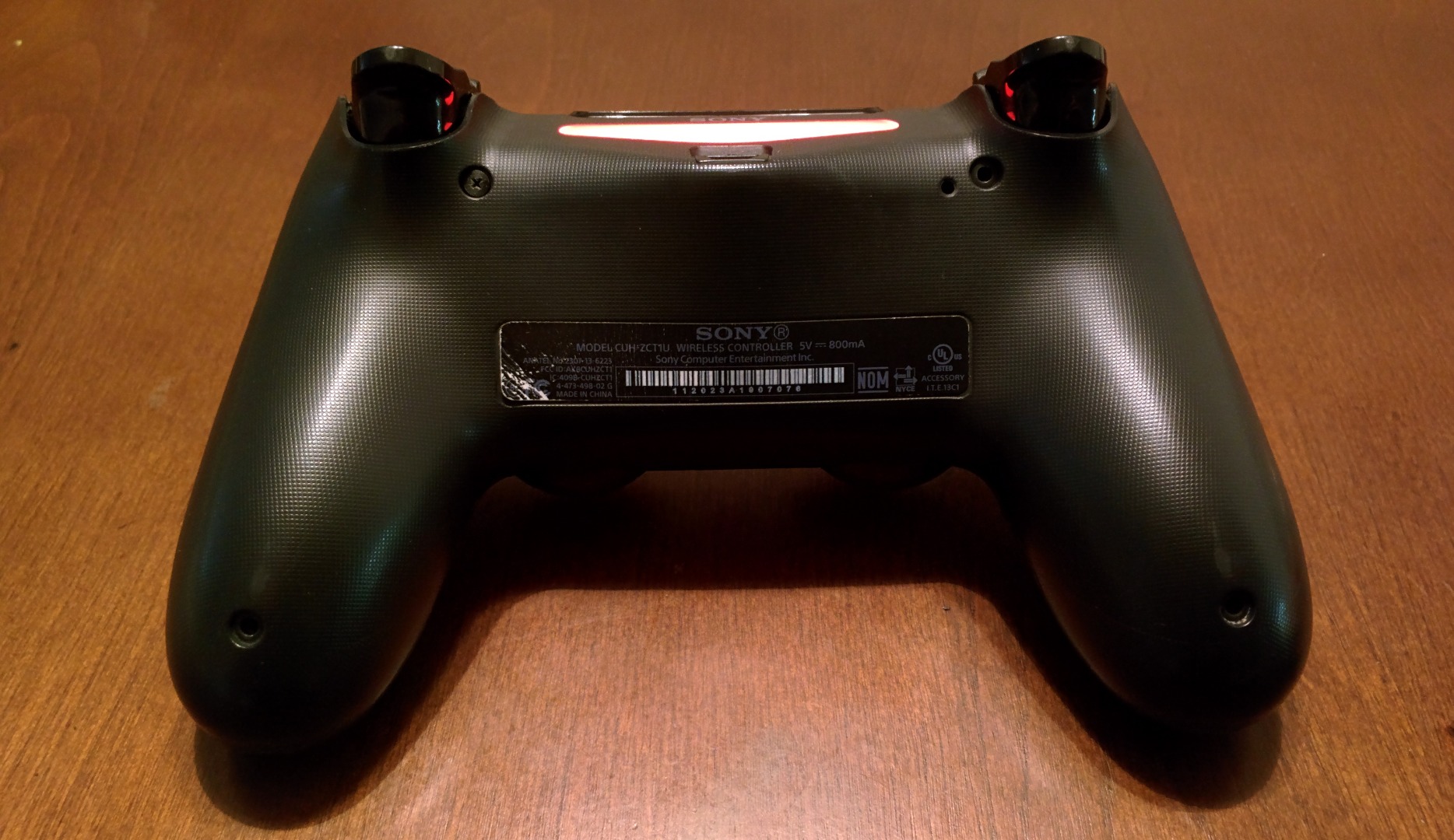 How to Modify a PlayStation 4 Controller: Paint and Thumb Sticks : 13 ...