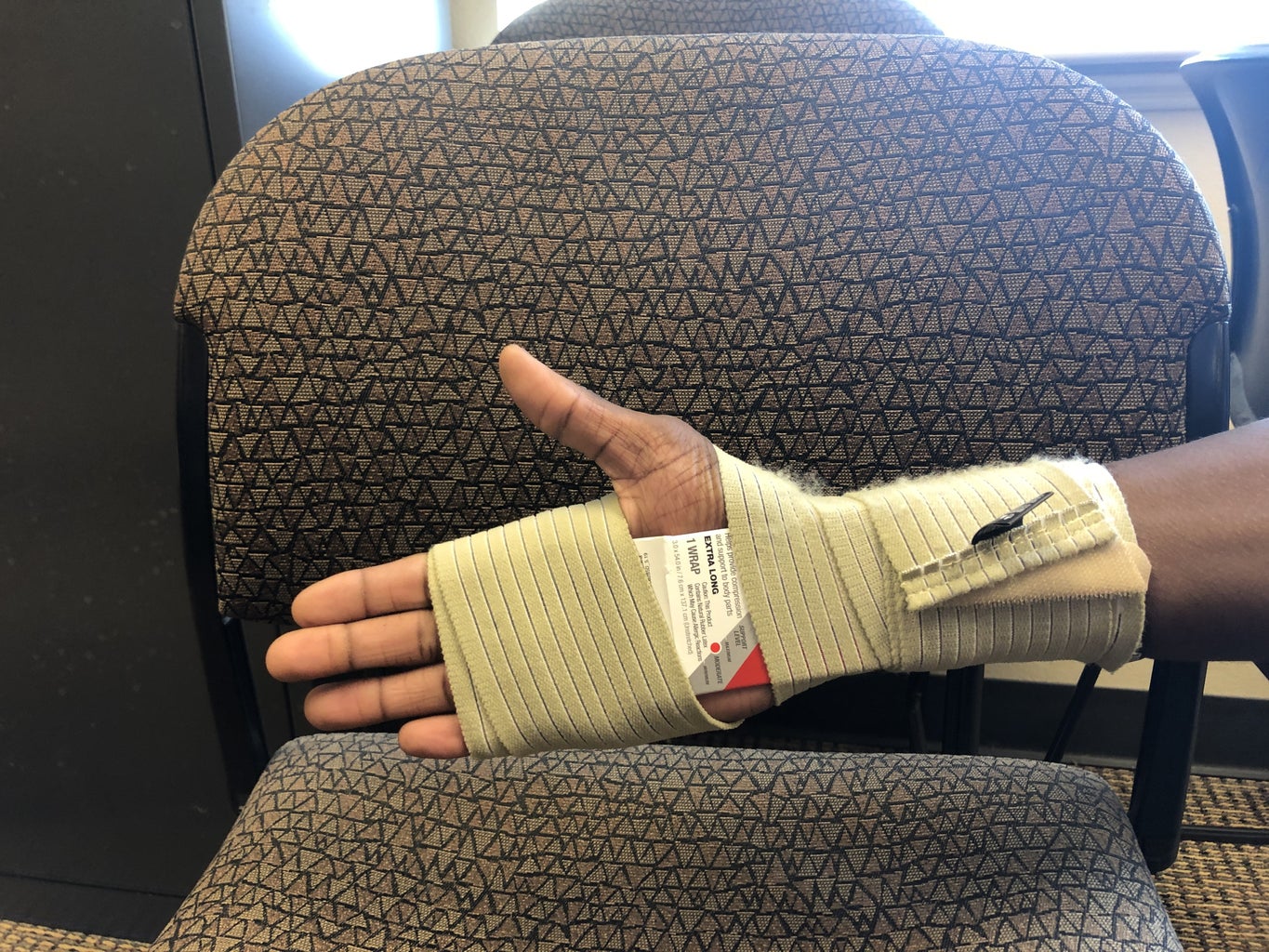 How to Splint Wrist : 10 Steps - Instructables How to Splint Wrist : 10 Steps - Instructables