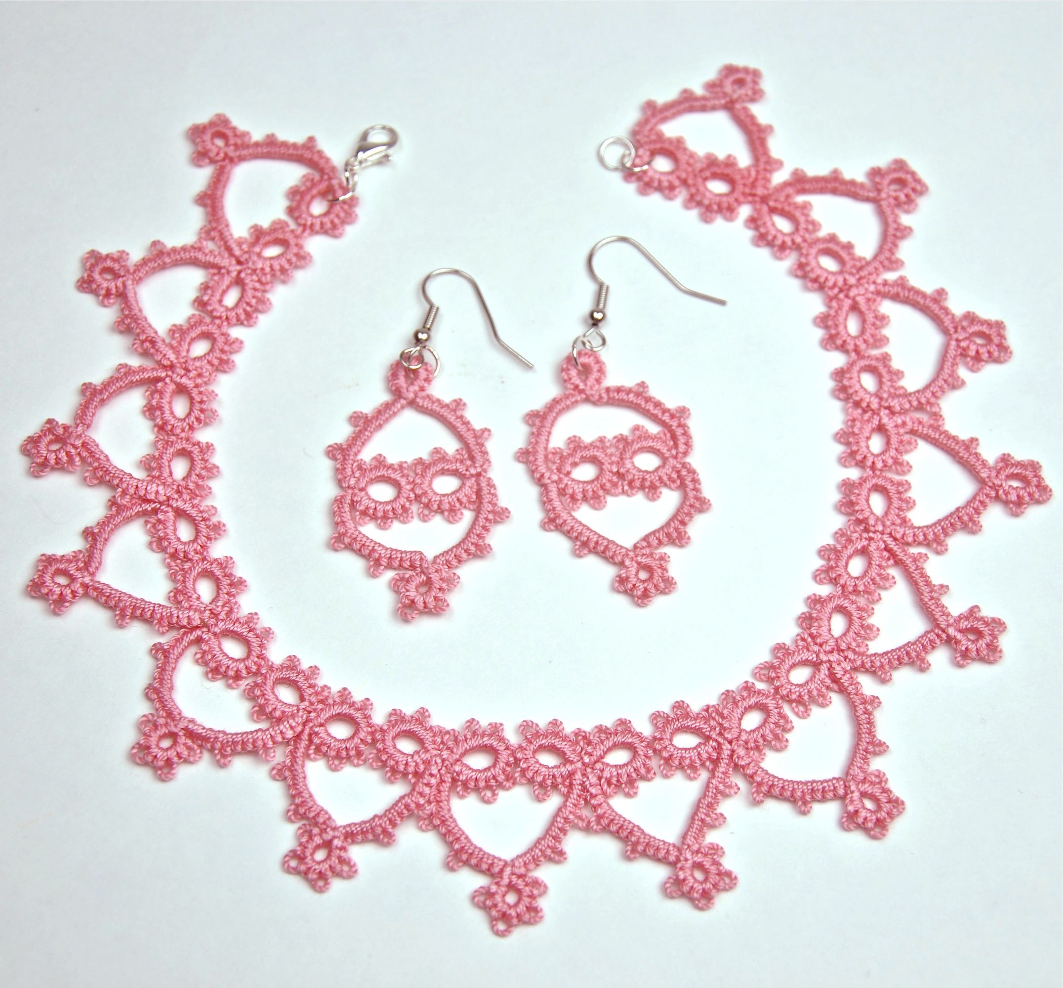 Tatted Princess Necklace and Earring Set : 4 Steps (with Pictures ...
