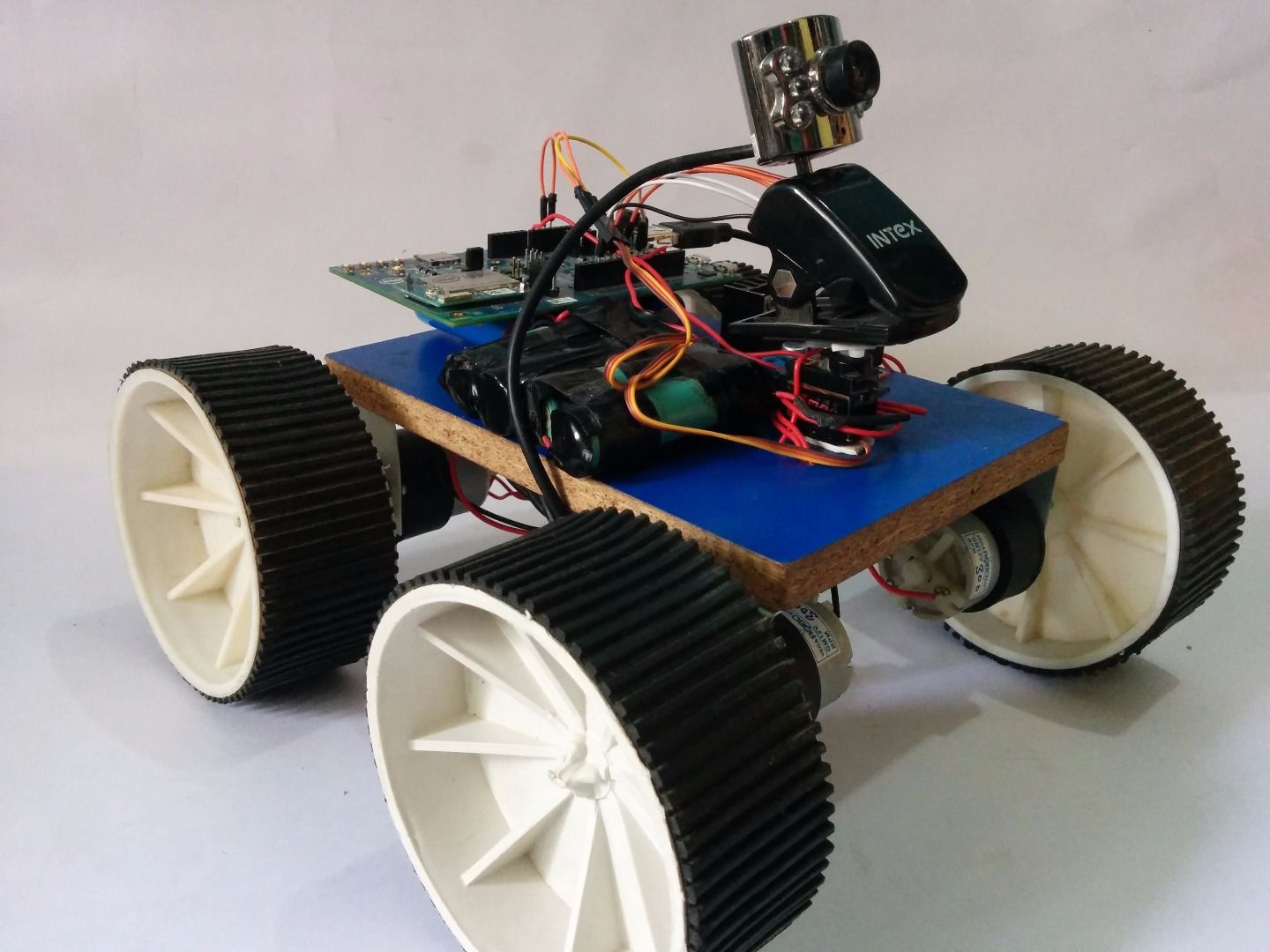 Intel Edison - Robot : 12 Steps (with Pictures) - Instructables