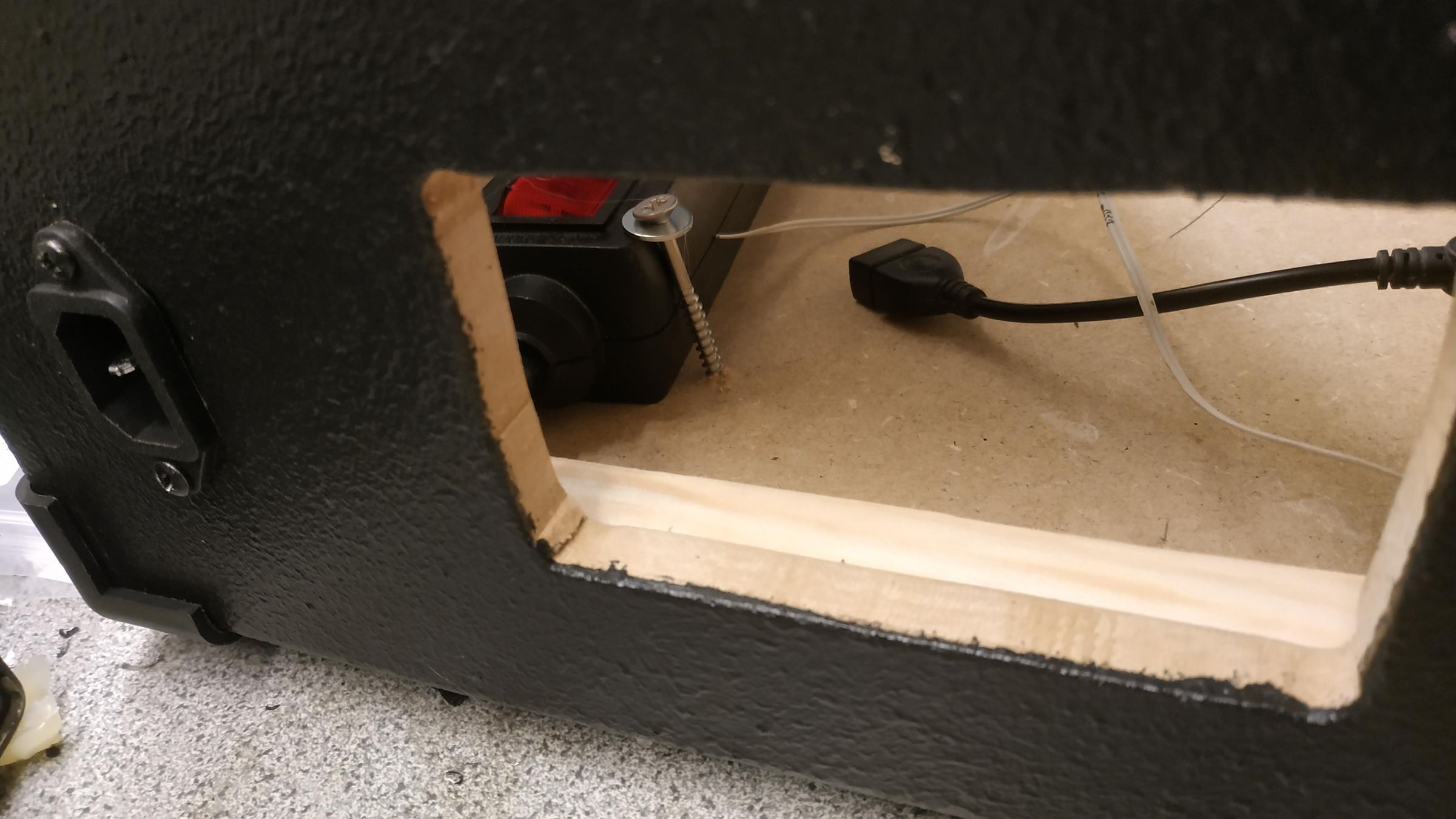 DIY Lyric Monitor for Stage : 7 Steps (with Pictures) - Instructables