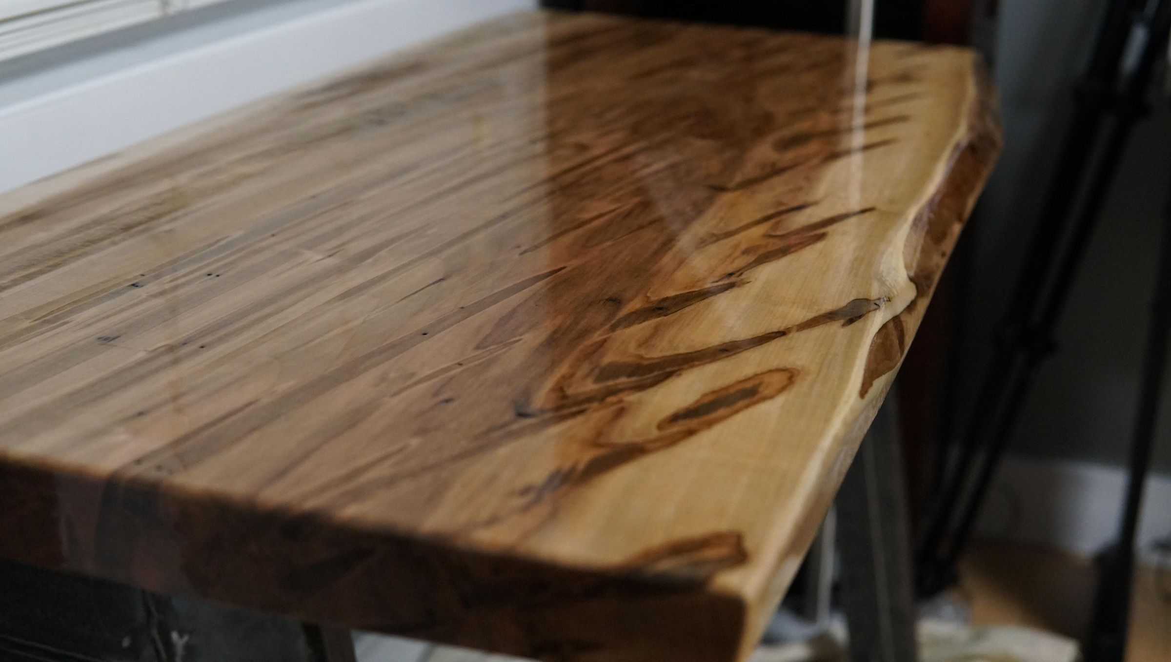How to Make a Live Edge Desk : 5 Steps (with Pictures) - Instructables