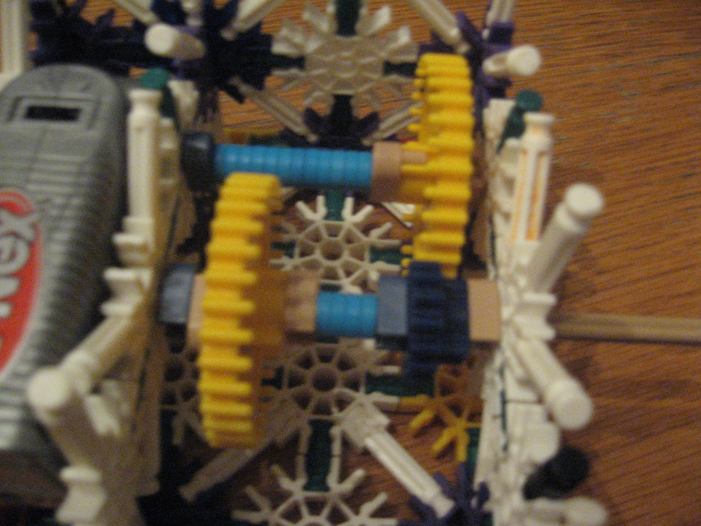 K'nex Gearbox: Make Your K'nex Motor 6x Faster! : 9 Steps - Instructables