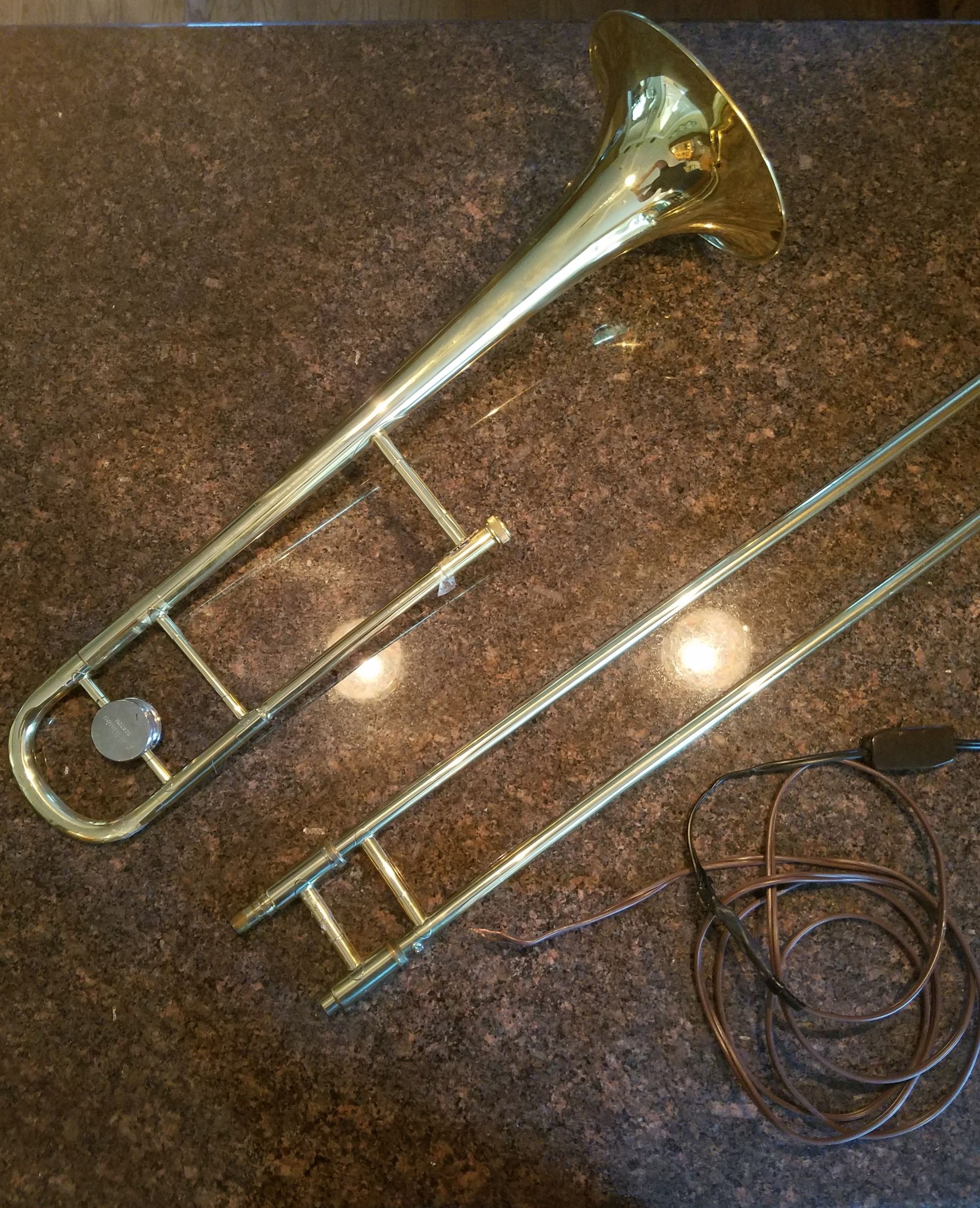 Trombone Lamp! : 6 Steps (with Pictures) - Instructables