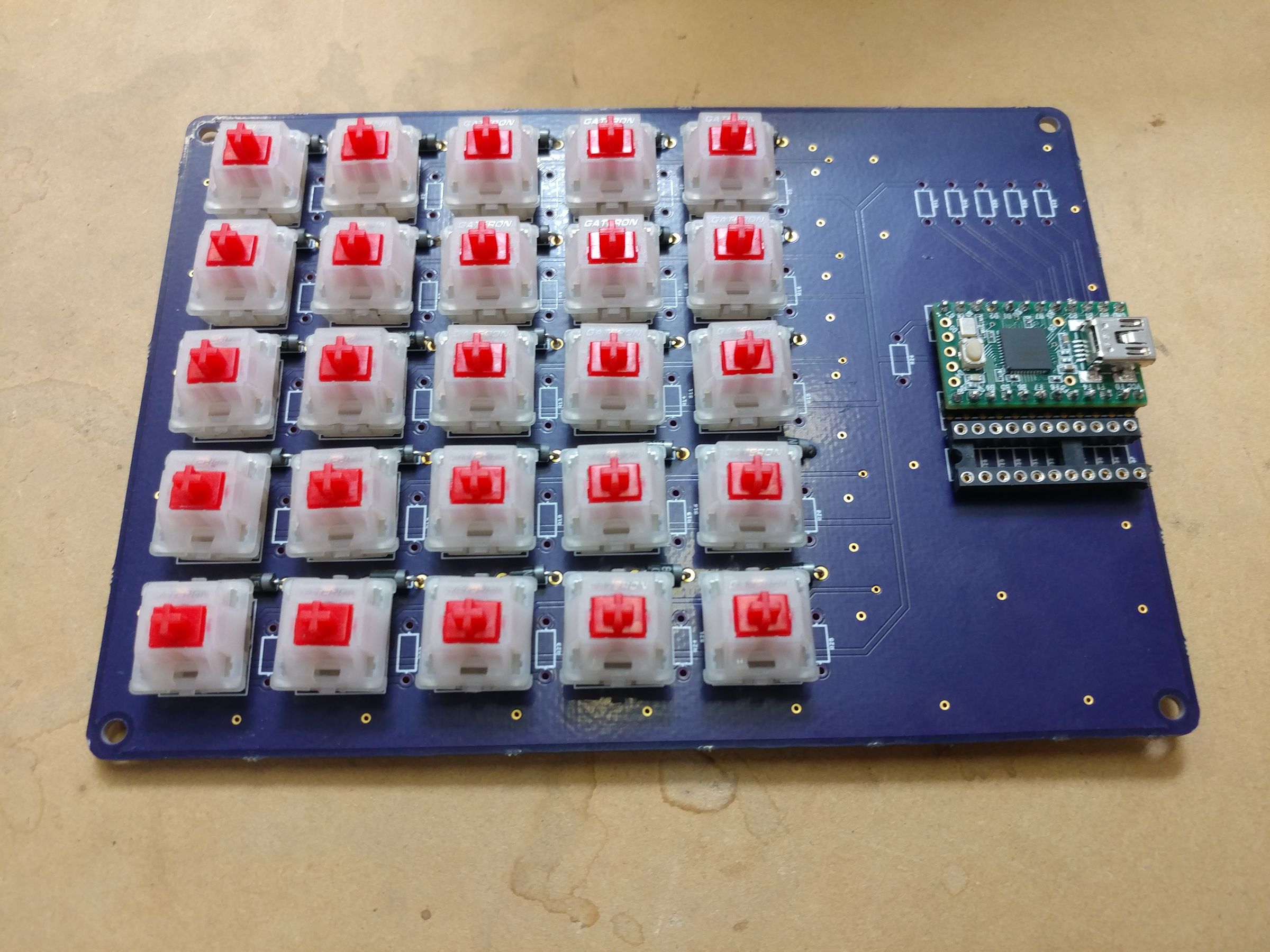 PCB - Keypad/gamepad : 11 Steps - Instructables
