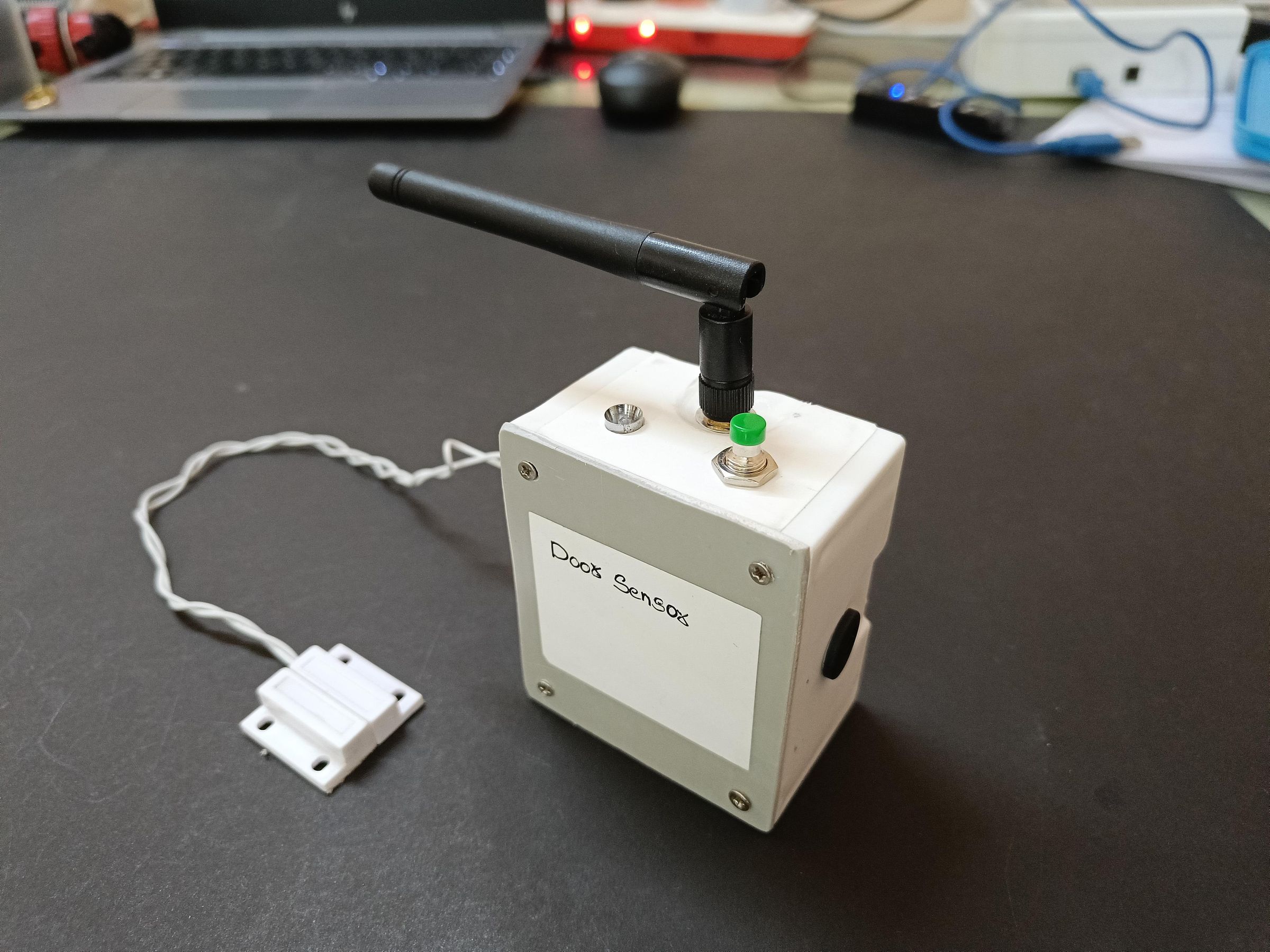 DIY Wireless Door Sensor Using ESP8266 + NRF24L01 || Home Automation ...