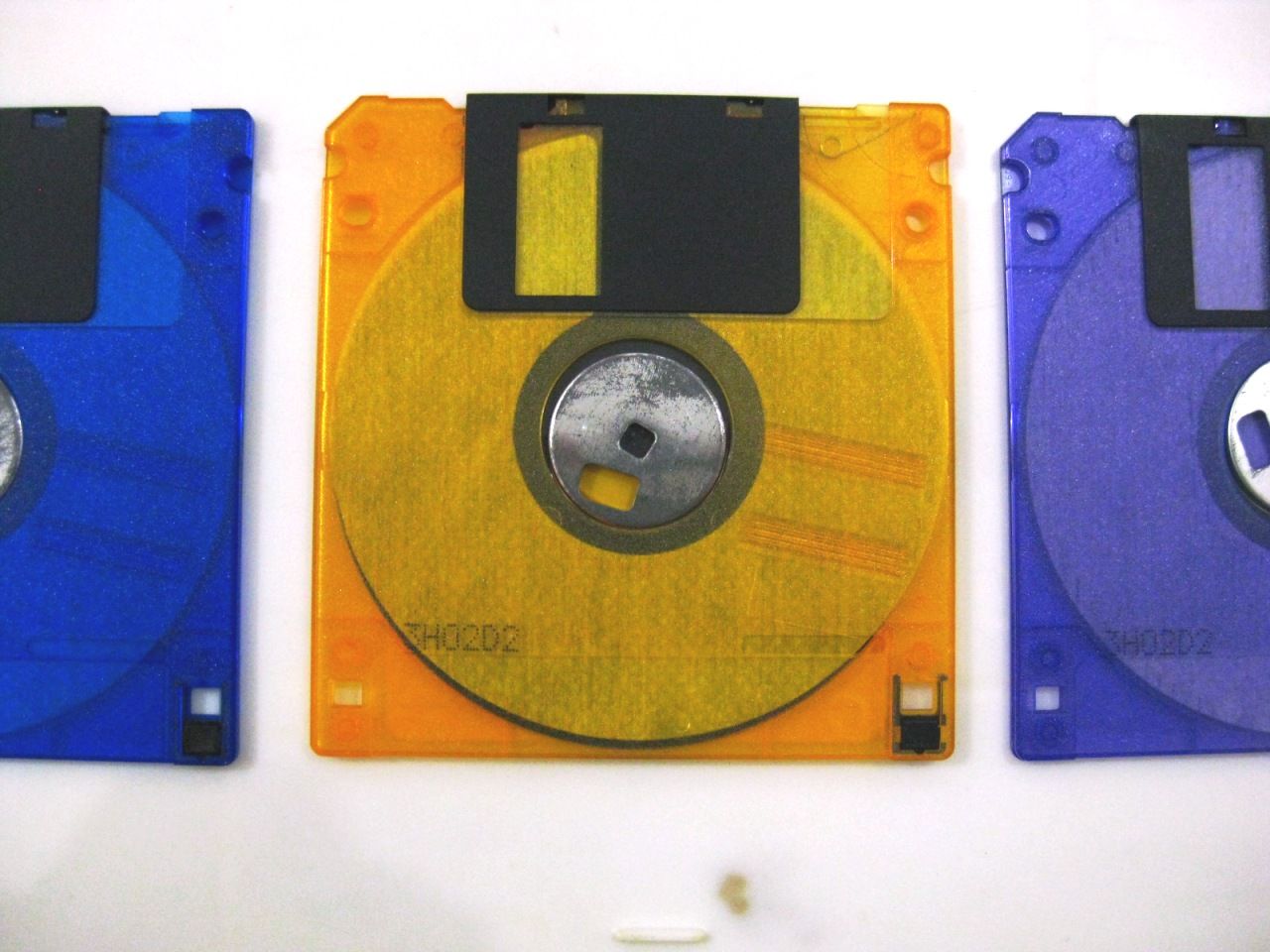 Colorful Floppy Disk Box : 3 Steps - Instructables