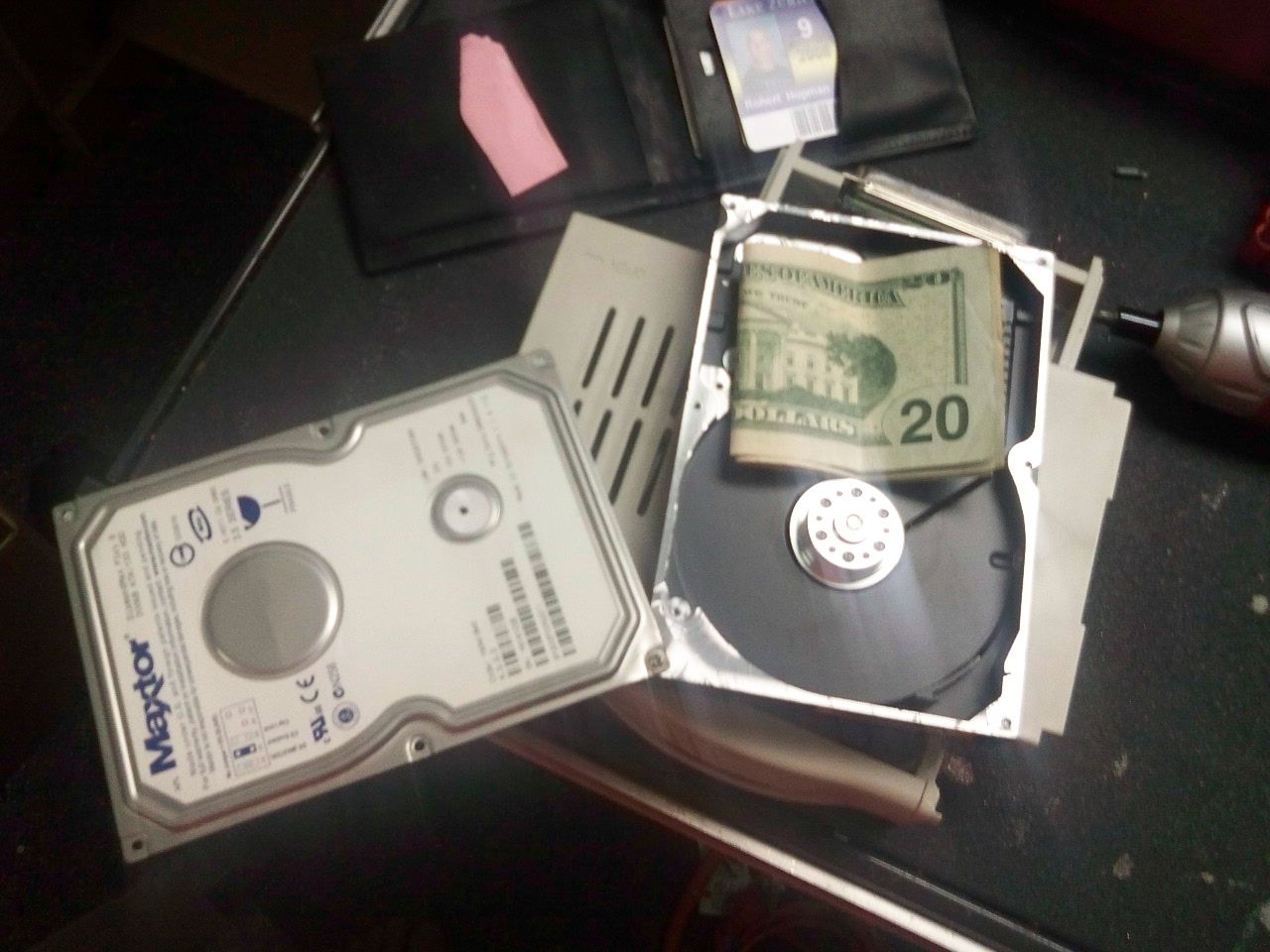 Broken Hard Drive Safe. : 6 Steps - Instructables