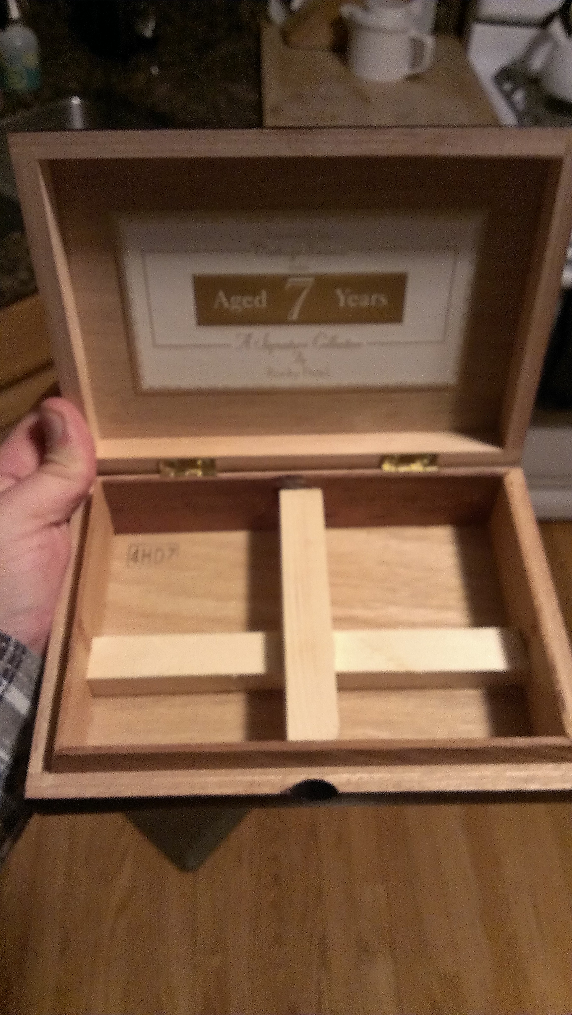 Upcycled Tea Bag Organizer : 4 Steps - Instructables