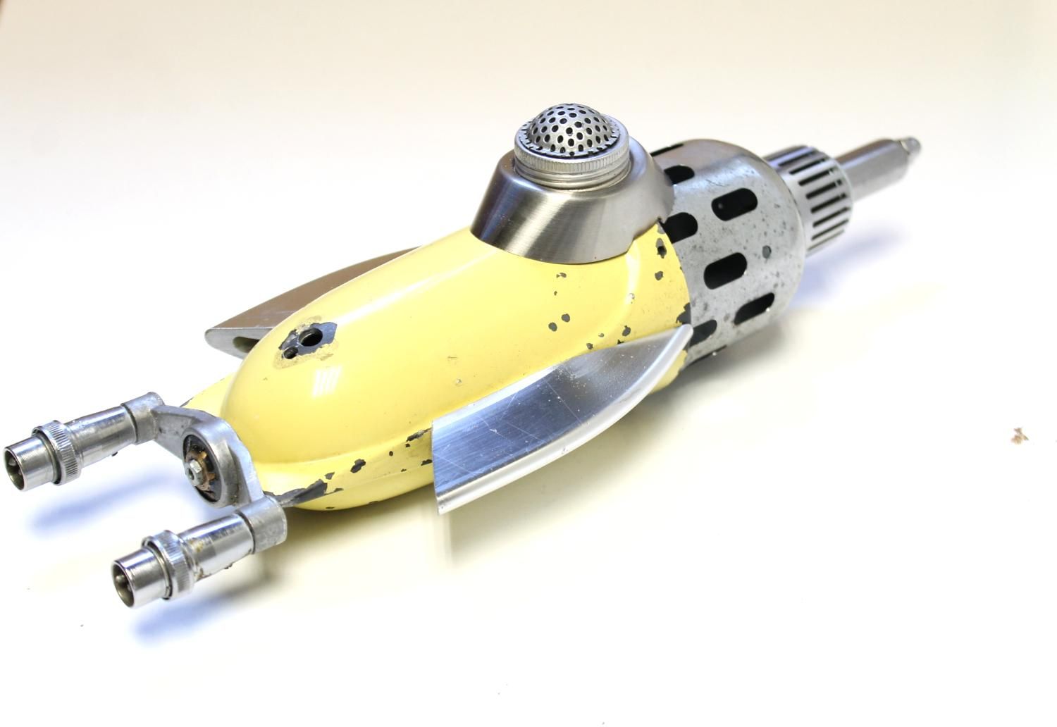 Retro Rocket Made From Junk : 11 Steps (with Pictures) - Instructables